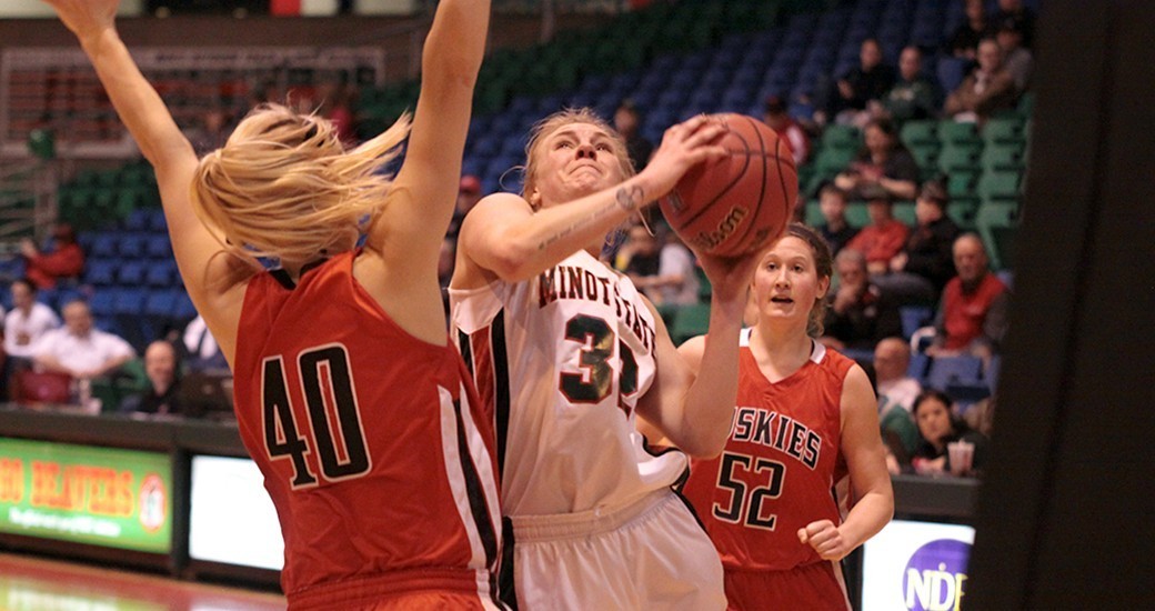Sarah Lester - Women's Basketball - MSU Athletics