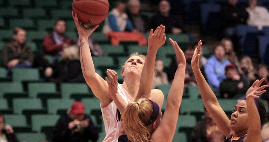 Sarah Lester - Women's Basketball - MSU Athletics