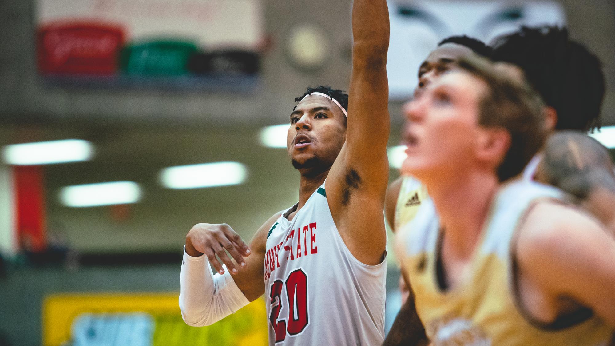 Newbern Records Career-High 24 points, lifts Beavers to sweep of Golden ...