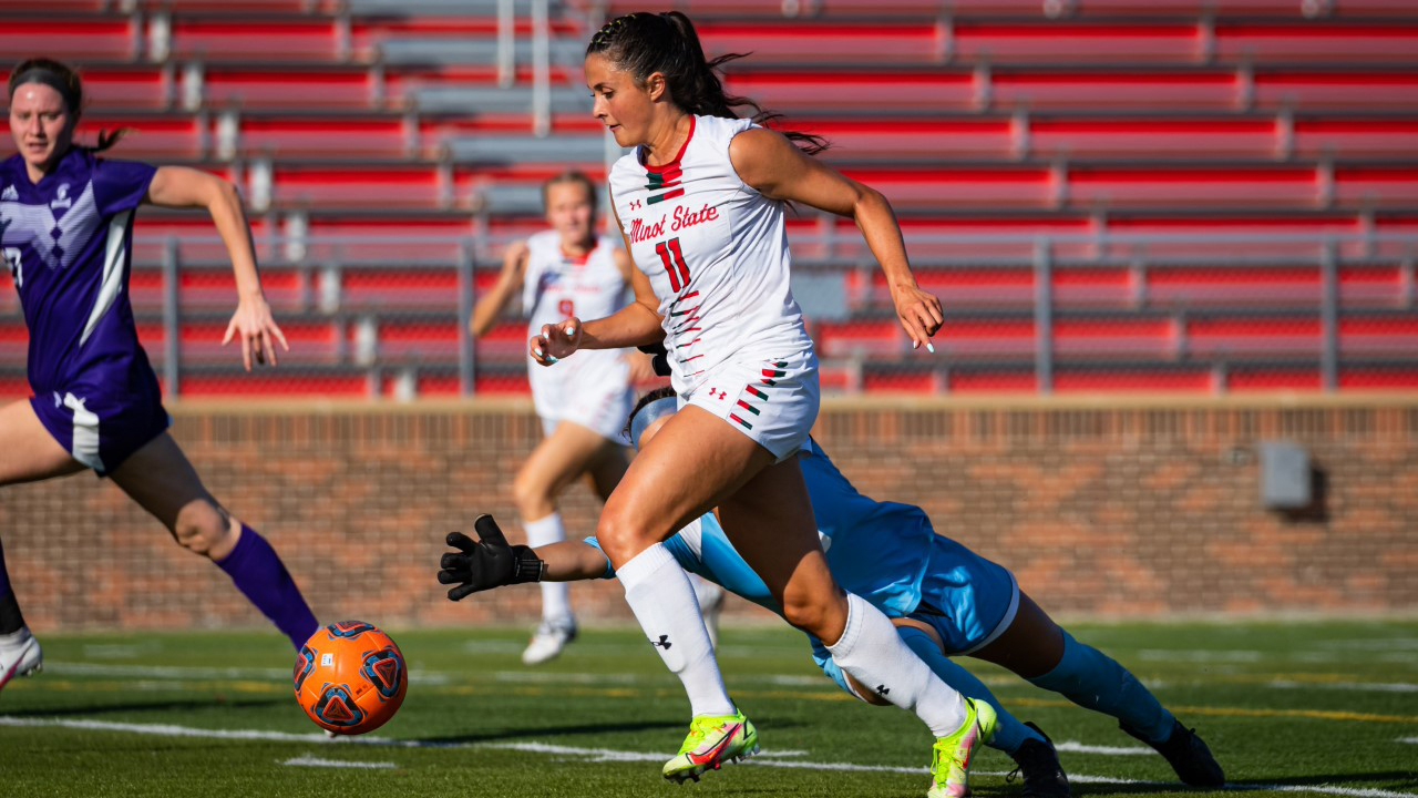 Sofia Lewis - Women's Soccer - MSU Athletics