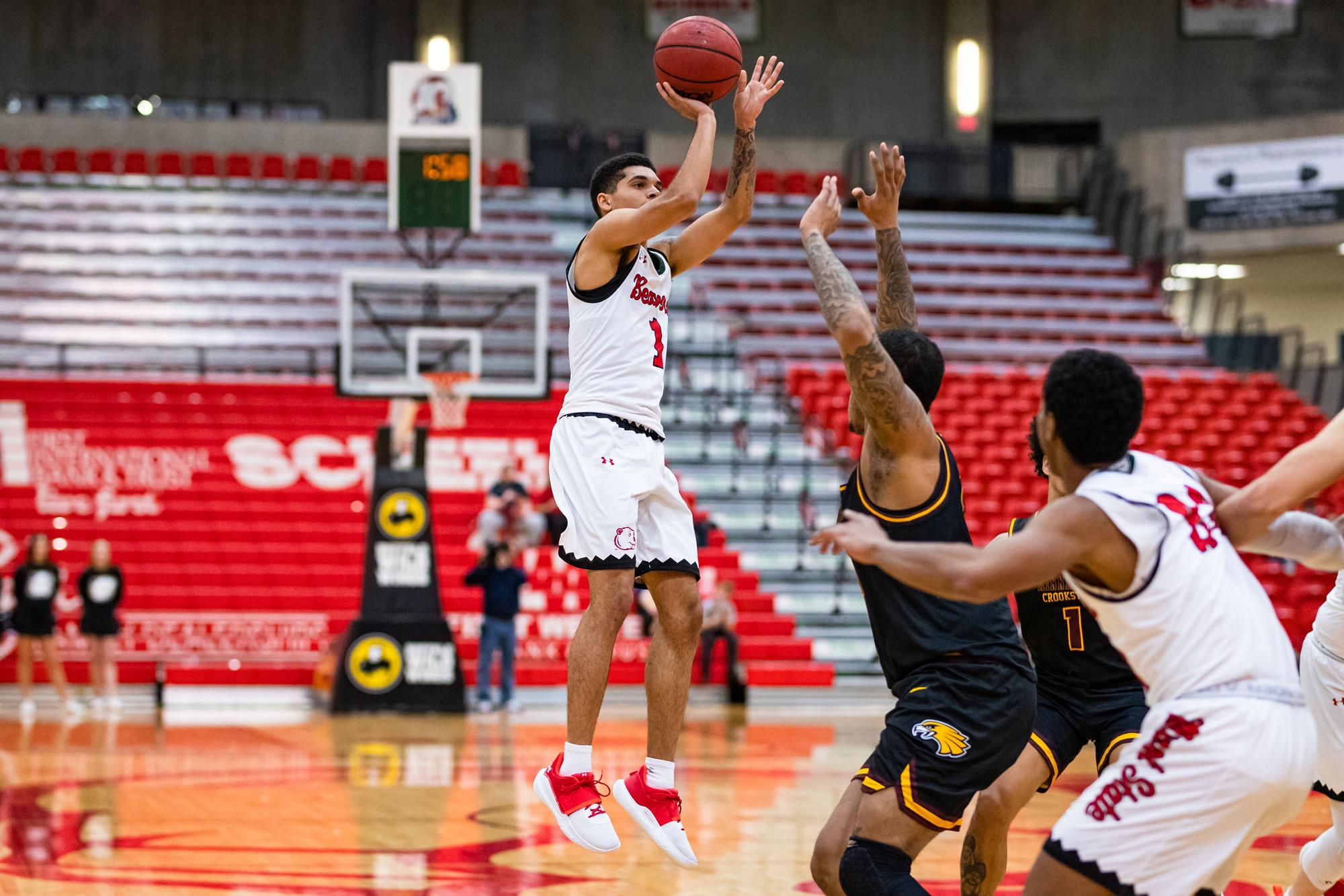 Cam'ron Dunfee - Men's Basketball - MSU Athletics