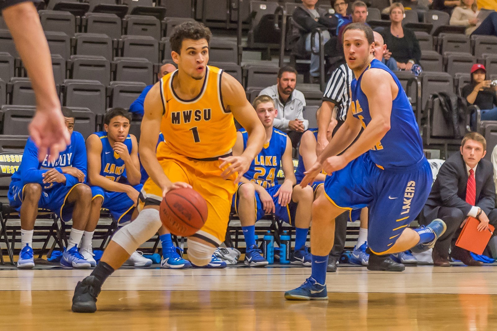 Jonathan Mesmacque - 2020-21 - Men's Basketball - Missouri Western ...