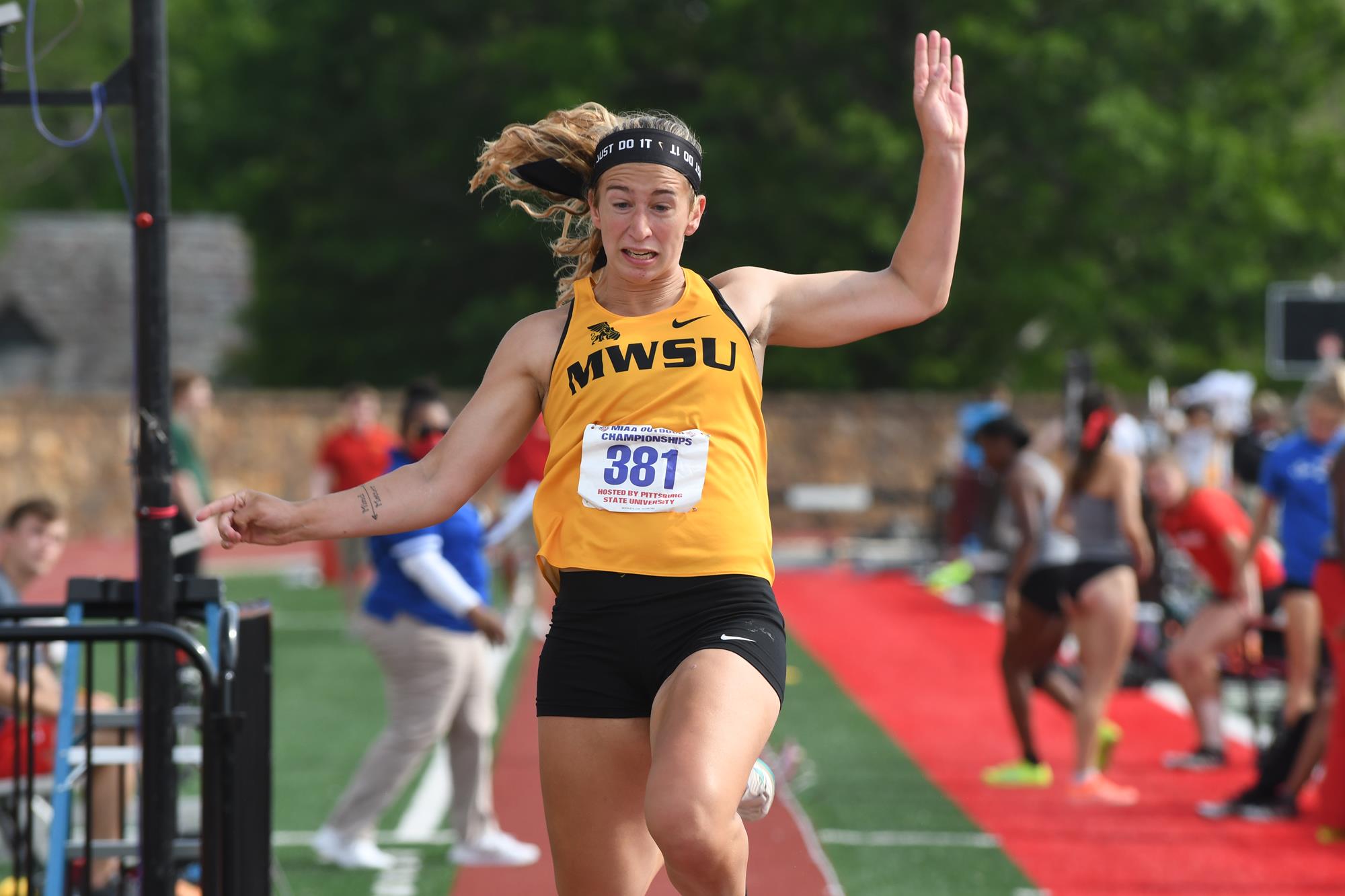 Bailey Gilbert - 2021-22 - Women's Track & Field - Missouri Western ...