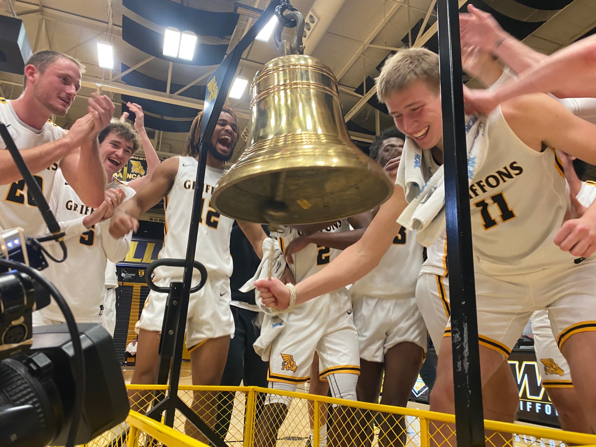 Griffons run through Rockhurst in biggest win of the Martin Era ...