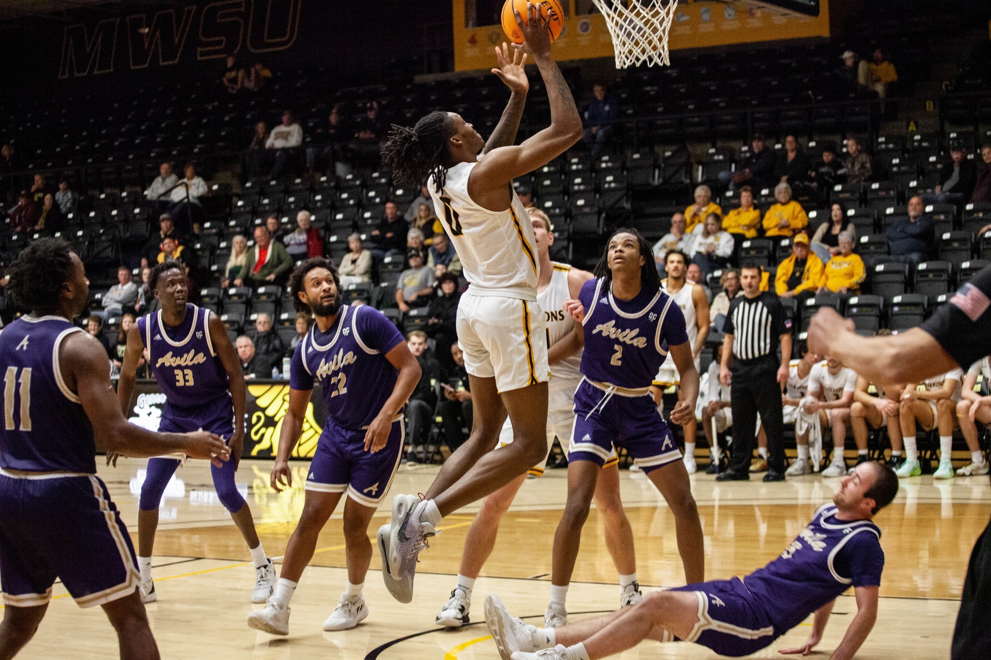 Griffons defeat Avila and take home second-straight win - Missouri ...