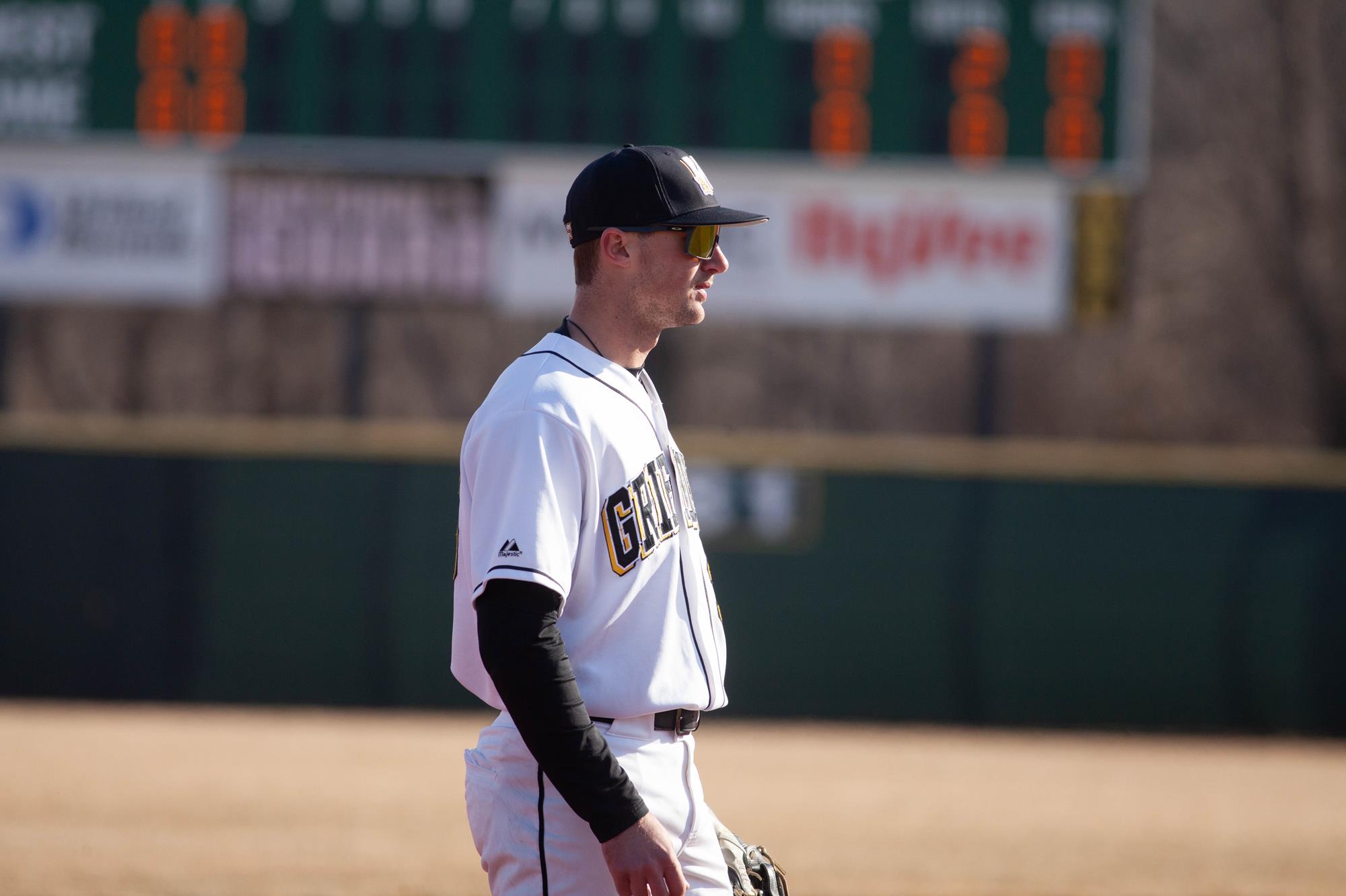 Ichabods Turn Griffon Baseball Away - Missouri Western State University ...