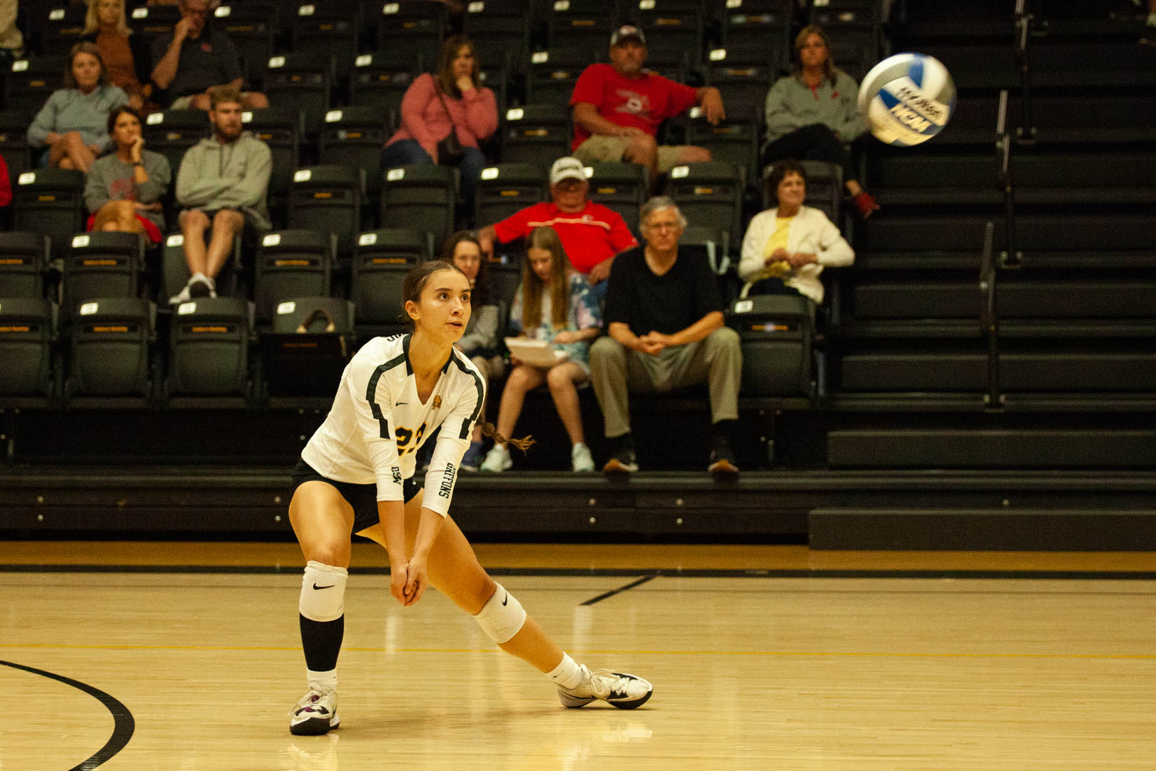 Griffon Volleyball falls at Pittsburg State - Missouri Western State ...