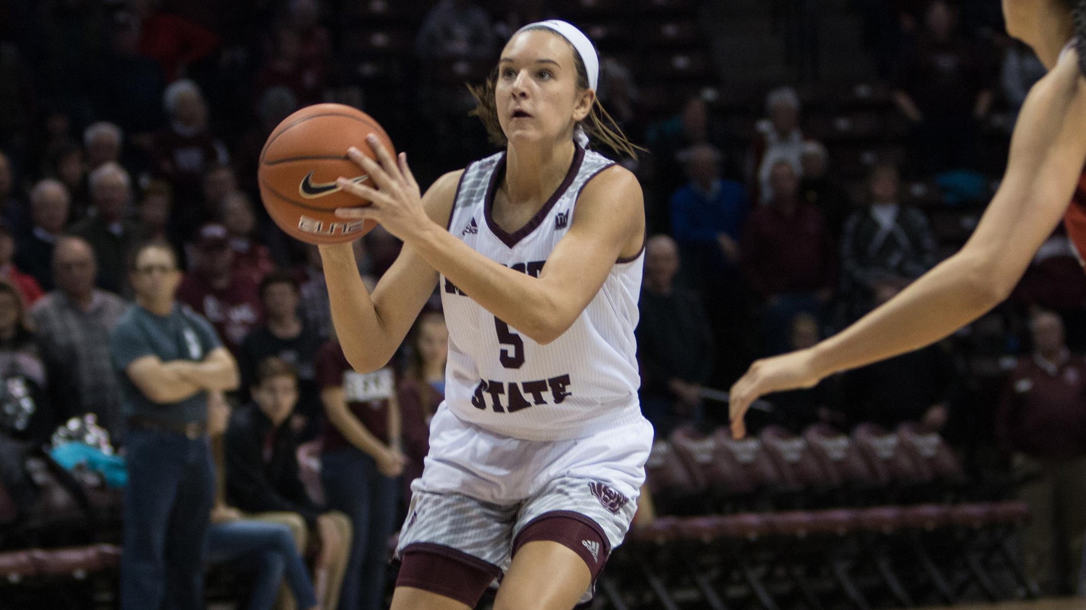 Liza Fruendt - Women's Basketball - Missouri State
