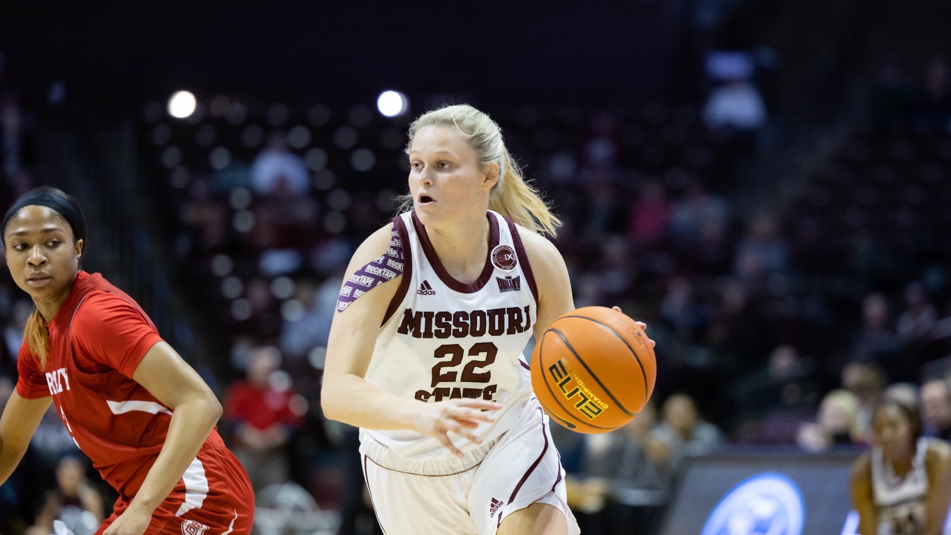 Lady Bears Sprint Past Racers for Road Win - Missouri State
