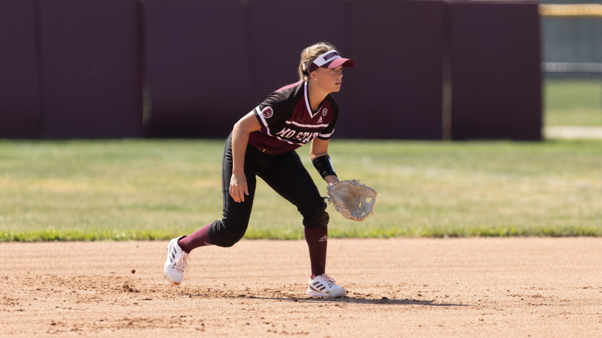 Bears Softball Drops Valley Opener at SIU - Missouri State