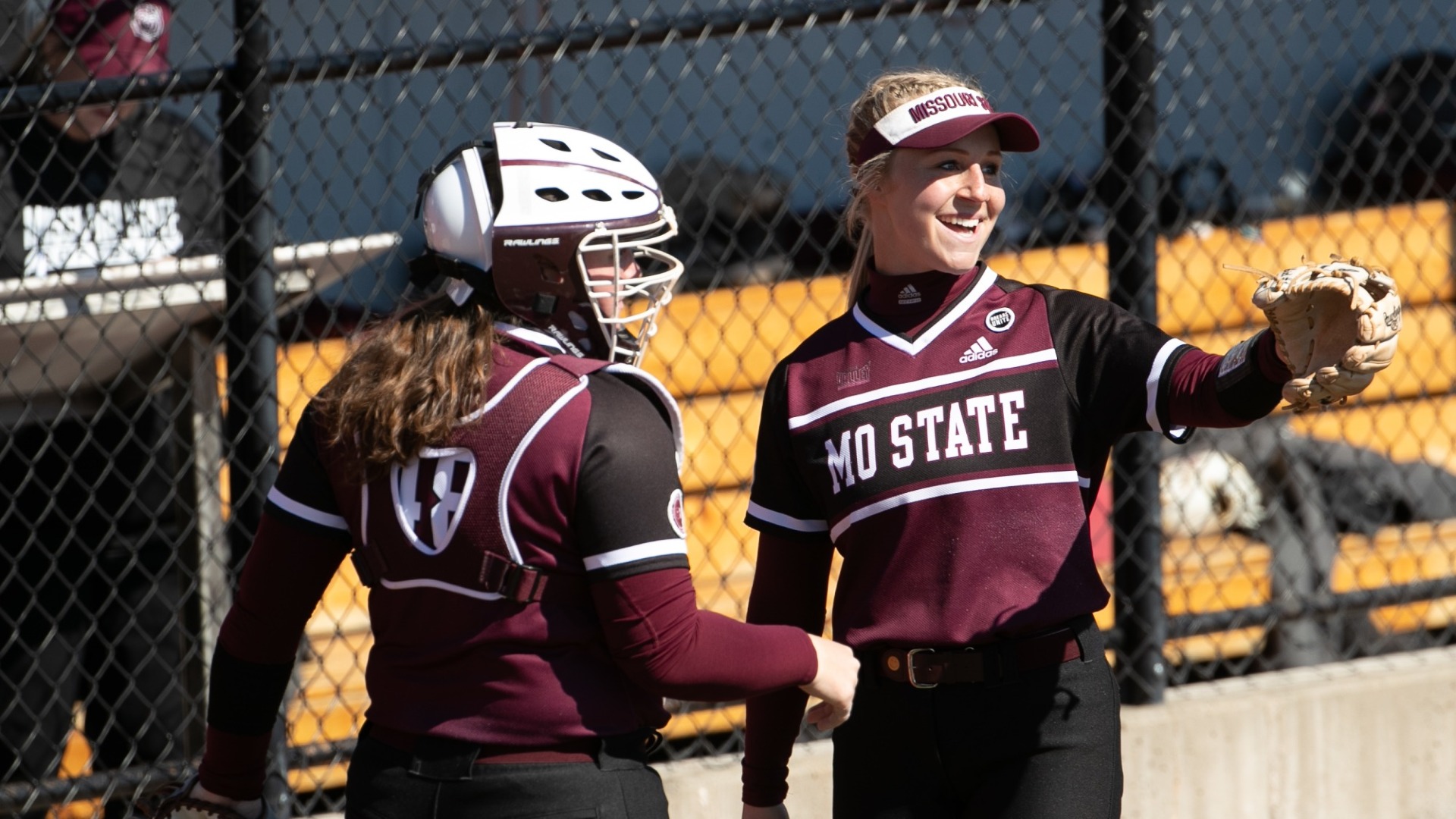 Bears Softball Sweeps Evansville for Seventh Straight Victory ...