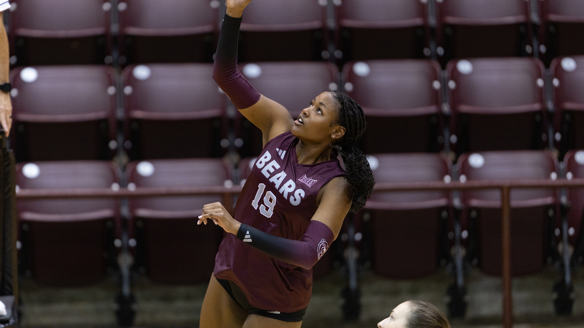 Volleyball Bears Swept in Chicago - Missouri State