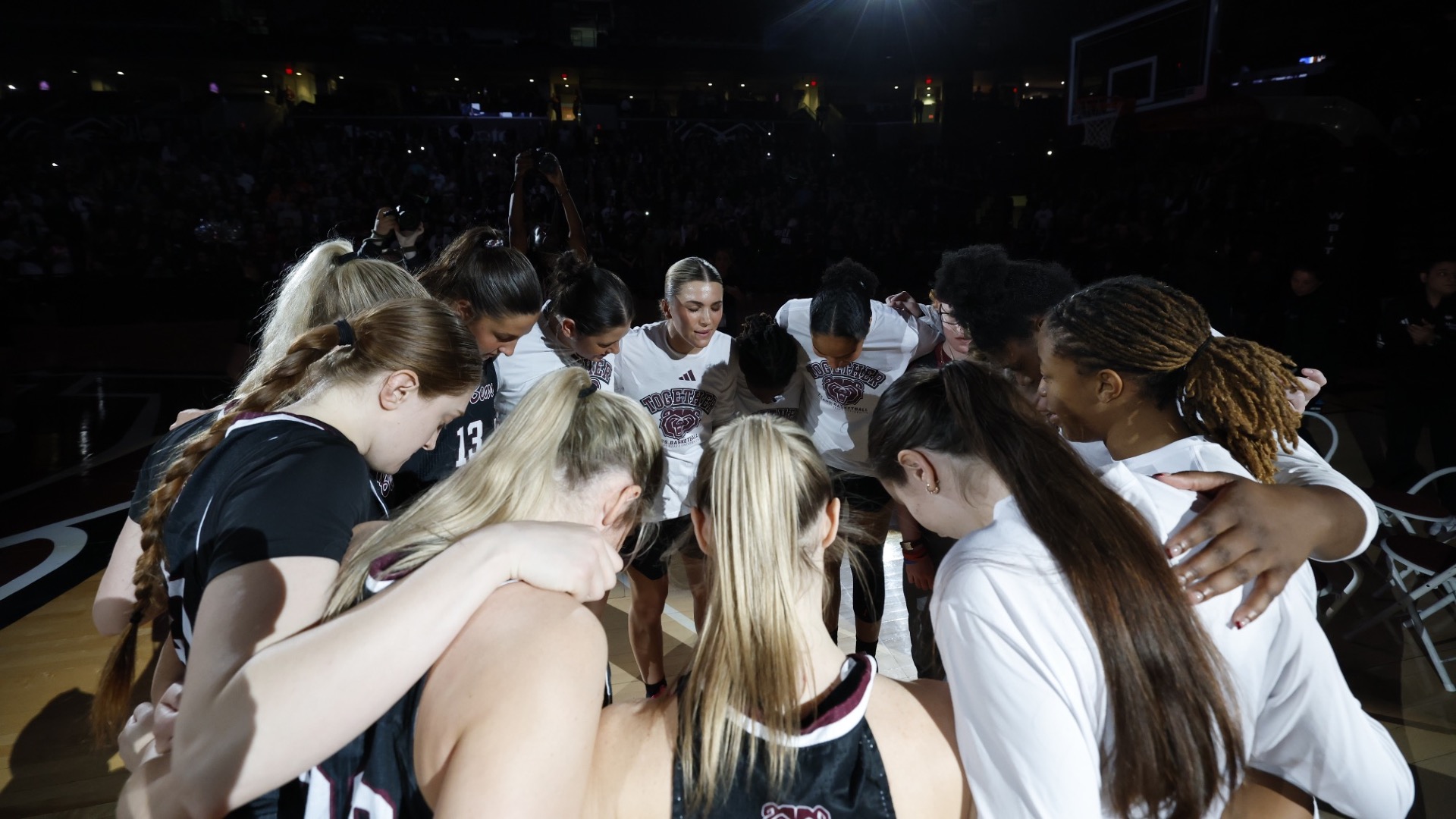 Lady Bears Host Redbirds on Thursday in Crucial Valley Matchup ...