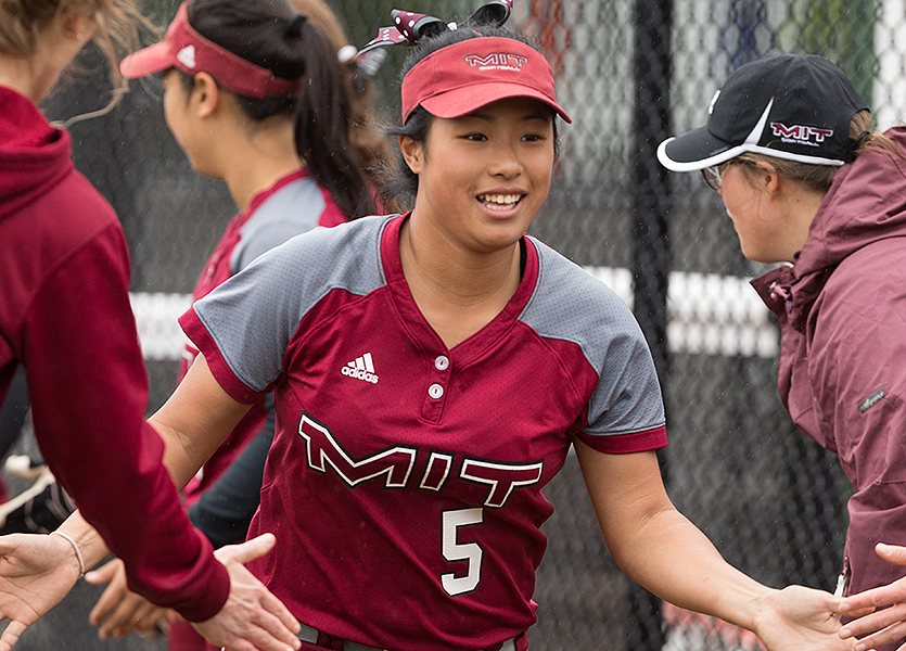 Bats Explode as No. 5 MIT Softball Sweeps Coast Guard in NEWMAC ...