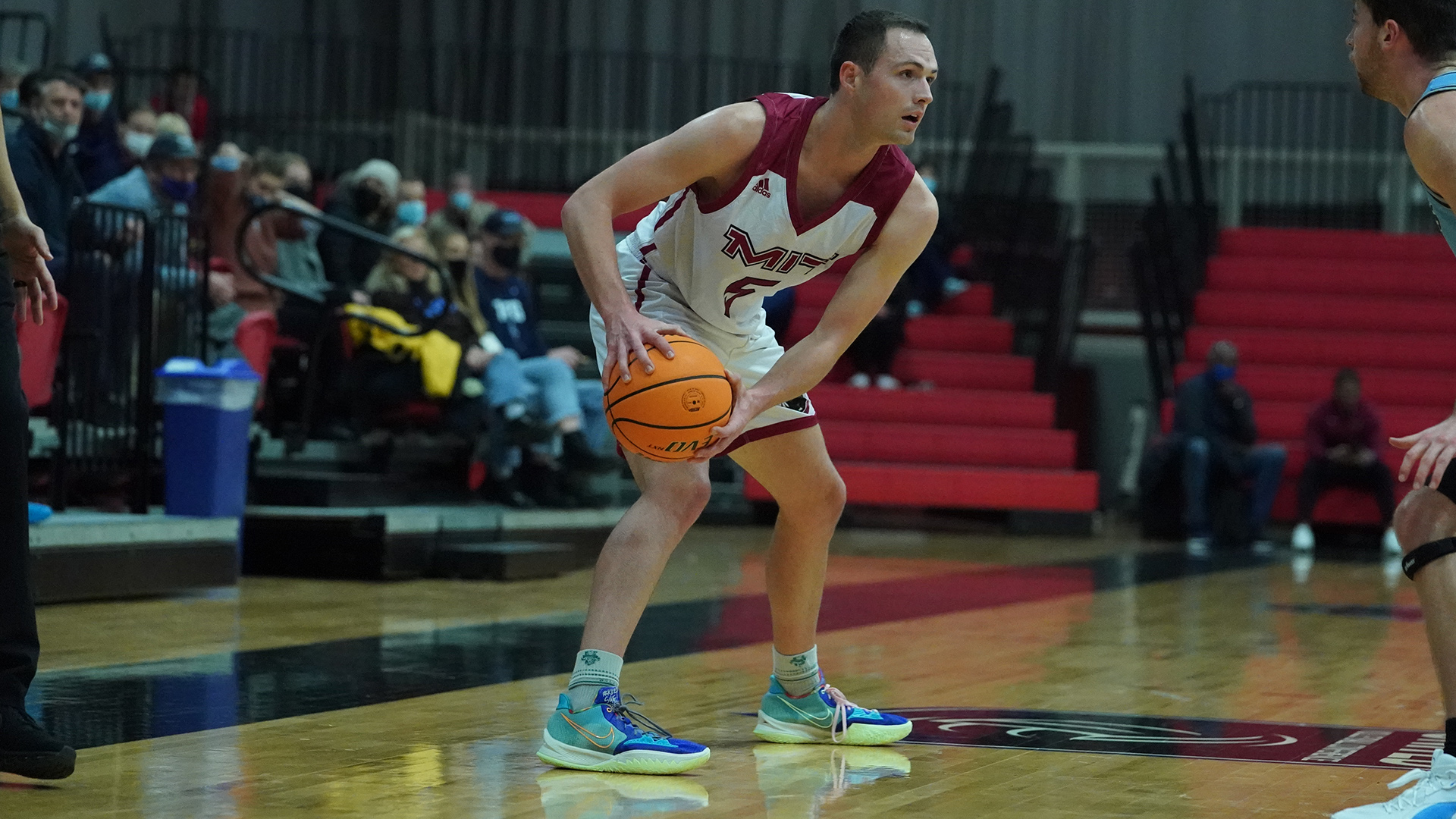 Ian Hinkley - 2021-22 - Men's Basketball - Massachusetts Institute of ...