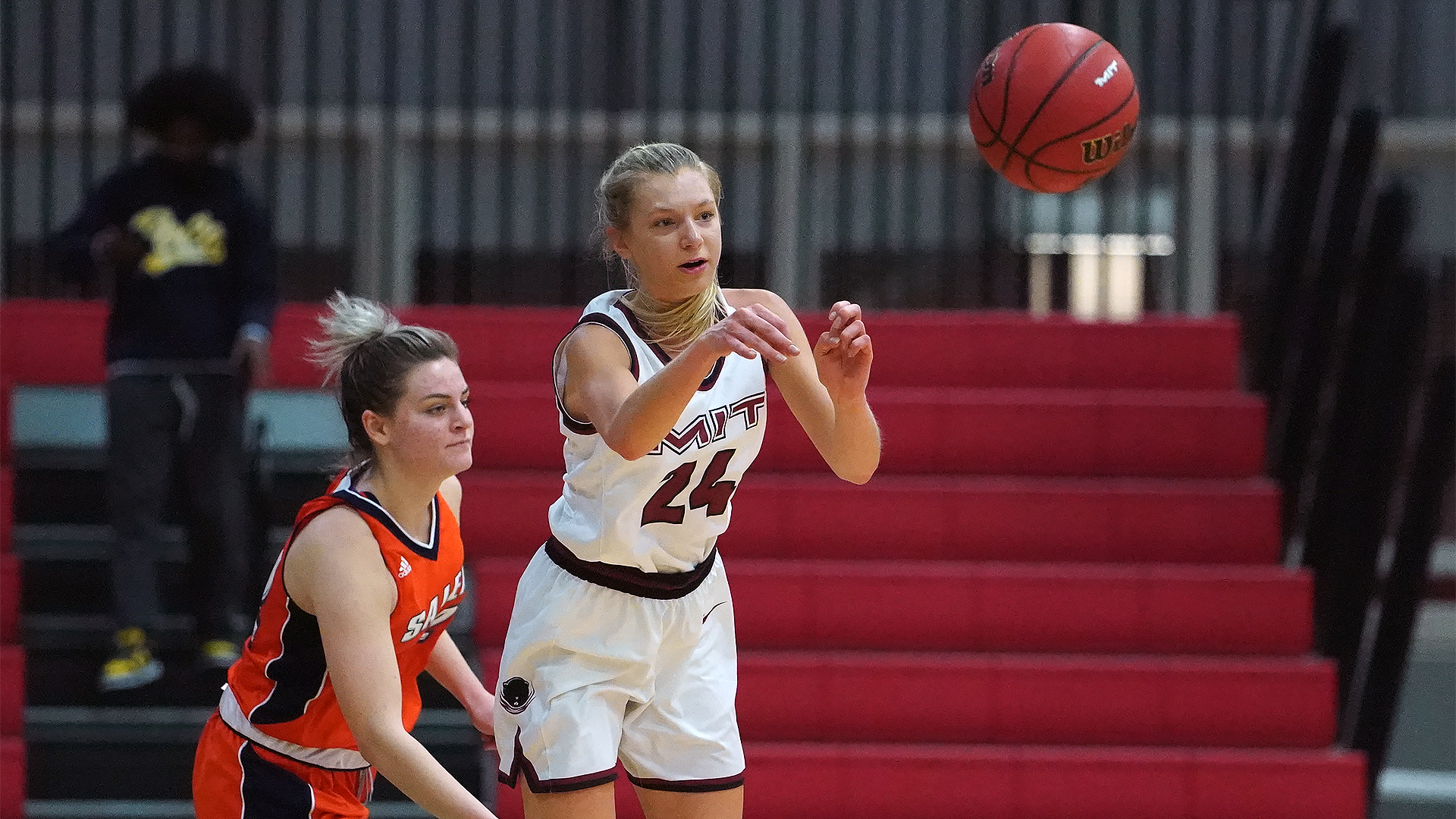 Annika Sougstad - 2021-22 - Women's Basketball - Massachusetts ...