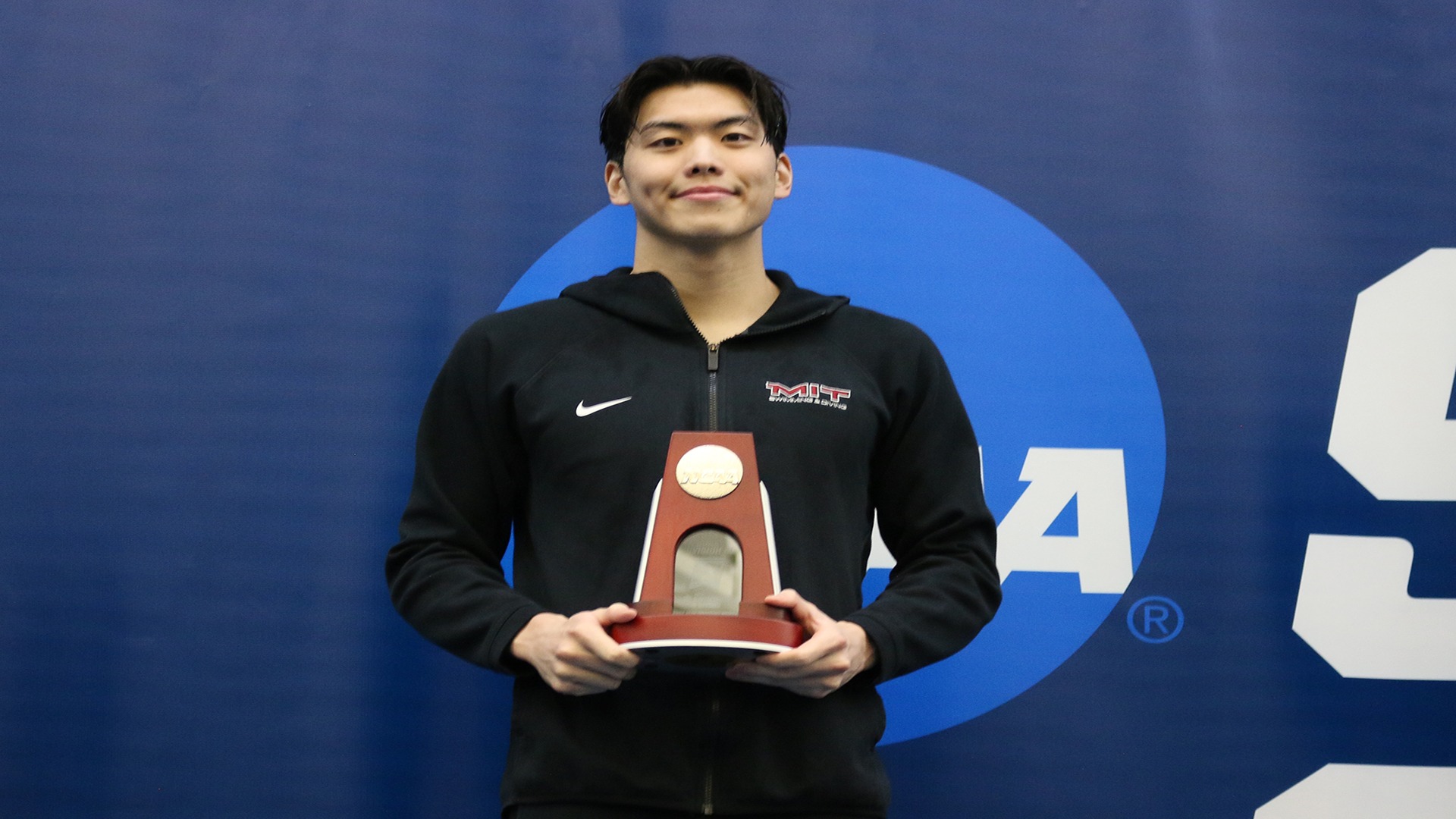 Jaden Luo - 2023-24 - Men's Swimming and Diving - Massachusetts Institute of Technology