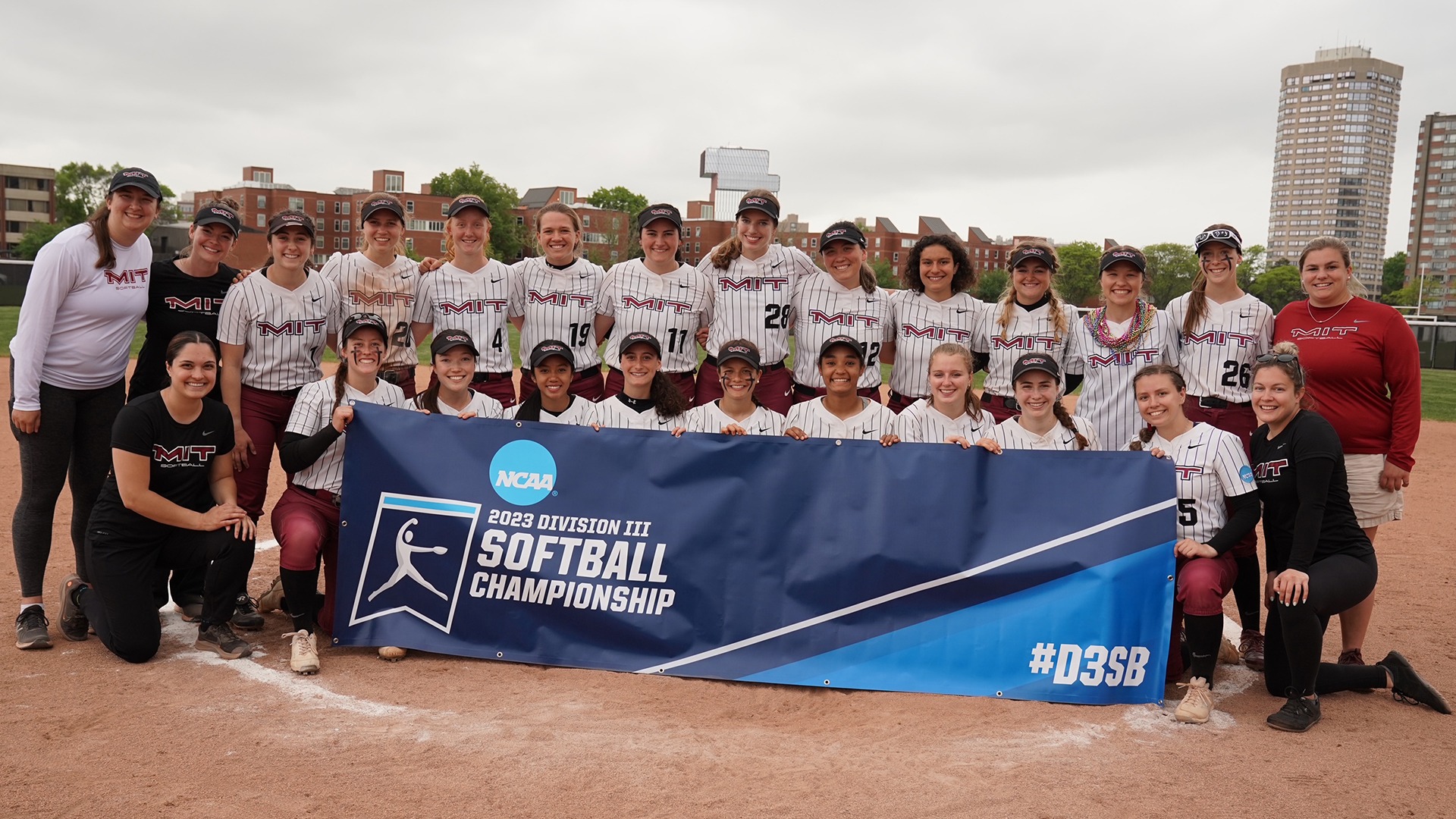 REGIONAL CHAMPS! No. 16 MIT Softball Defeats Simmons, 9-2, to Advance ...