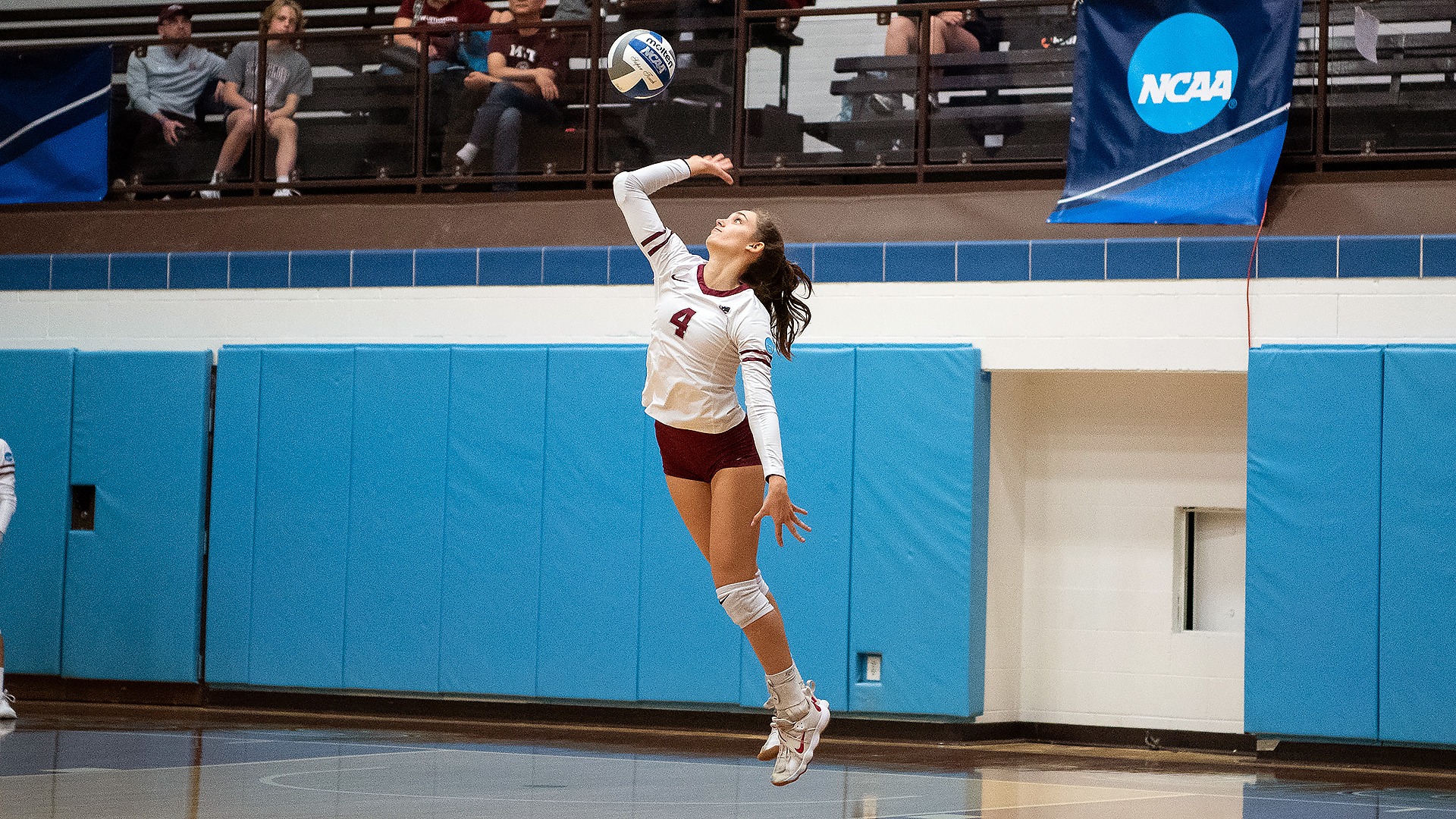 No. 10 Women’s Volleyball Sweeps Its Way to Gordon Tournament Title ...