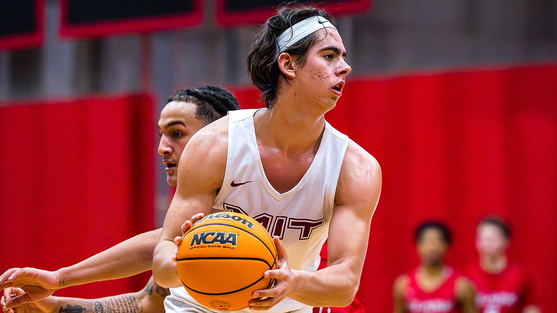 Five Score in Double-Figures as Men's Basketball Defeats Salve Regina ...