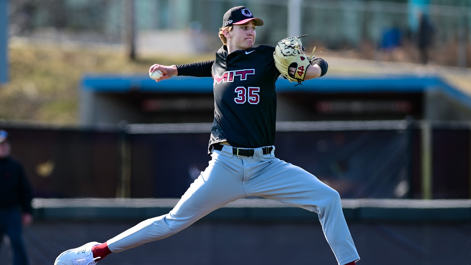 Baseball Takes Down Tufts, 11-4 - Massachusetts Institute of Technology