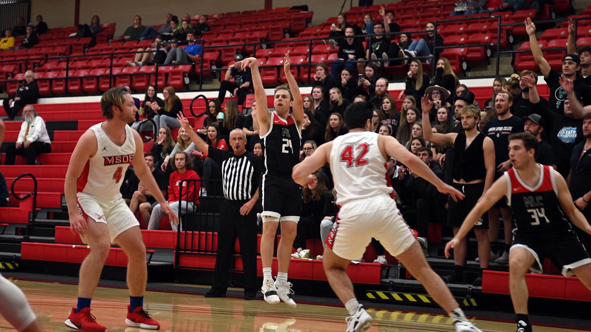Joey Behm - 2021-22 - Men's Basketball - Martin Luther College Athletics