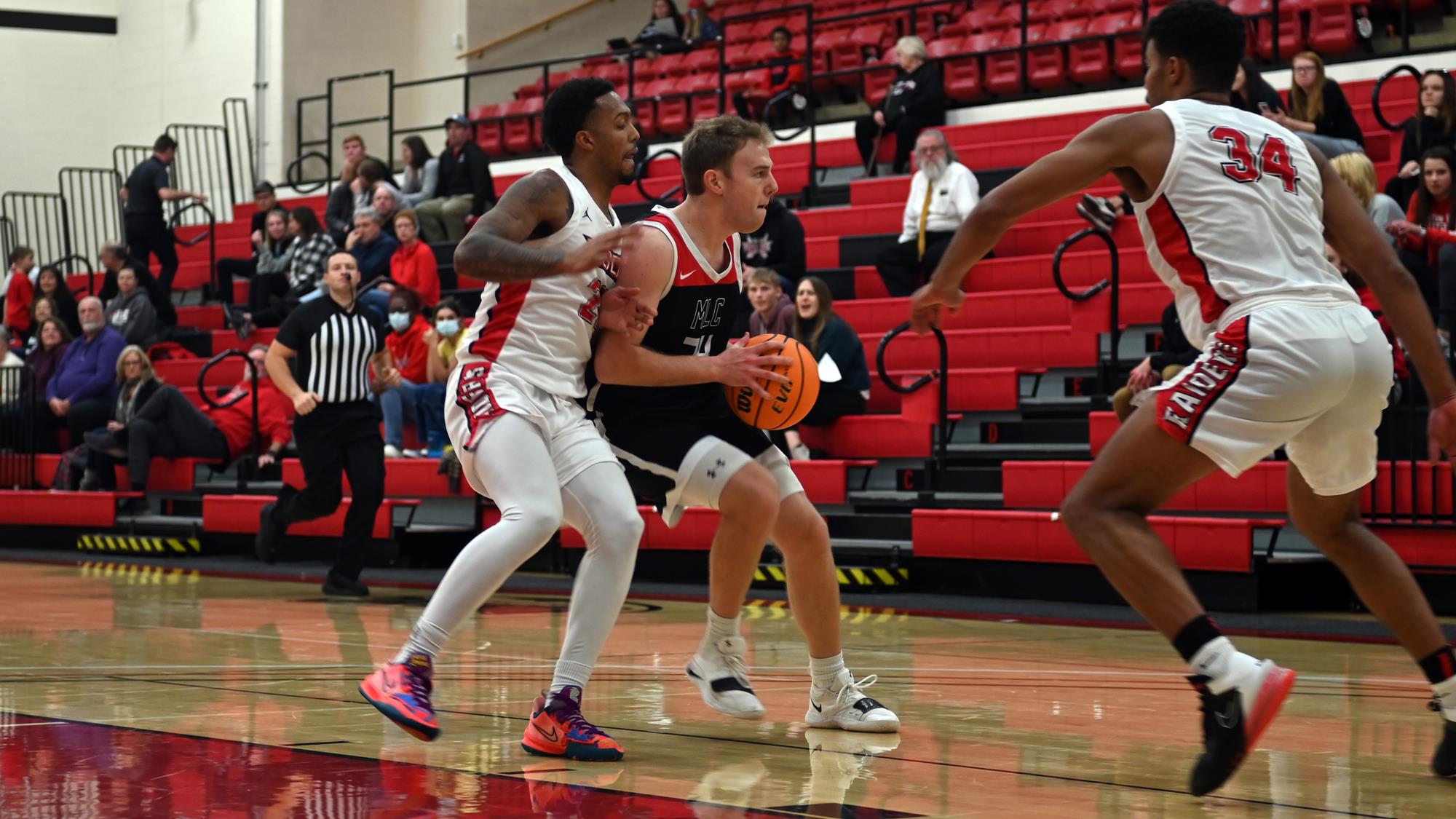 Joey Behm - 2021-22 - Men's Basketball - Martin Luther College Athletics