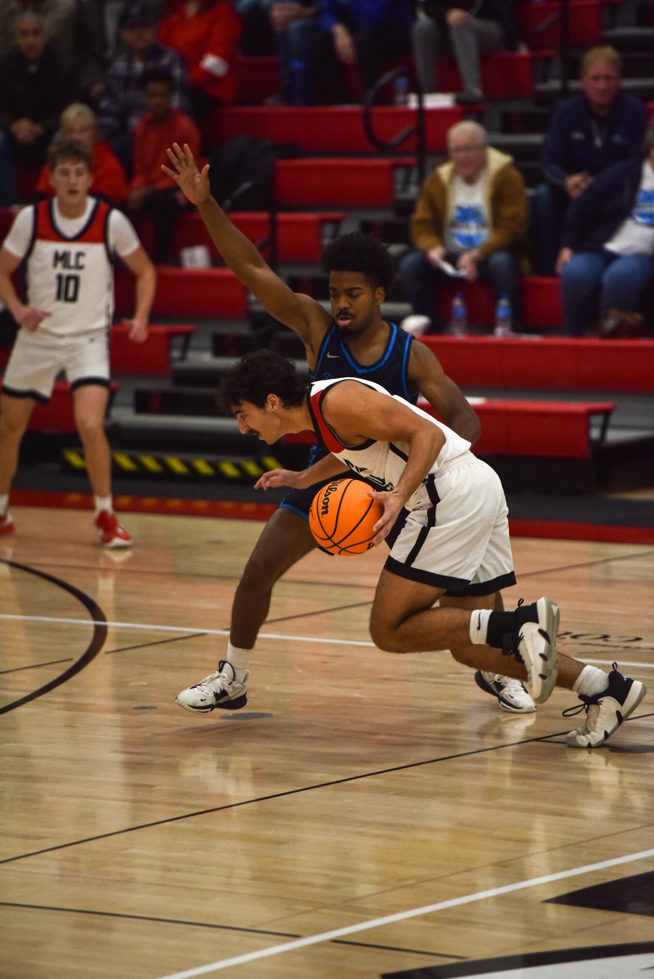 Warriors Top Knights in Season Opener - Martin Luther College Athletics