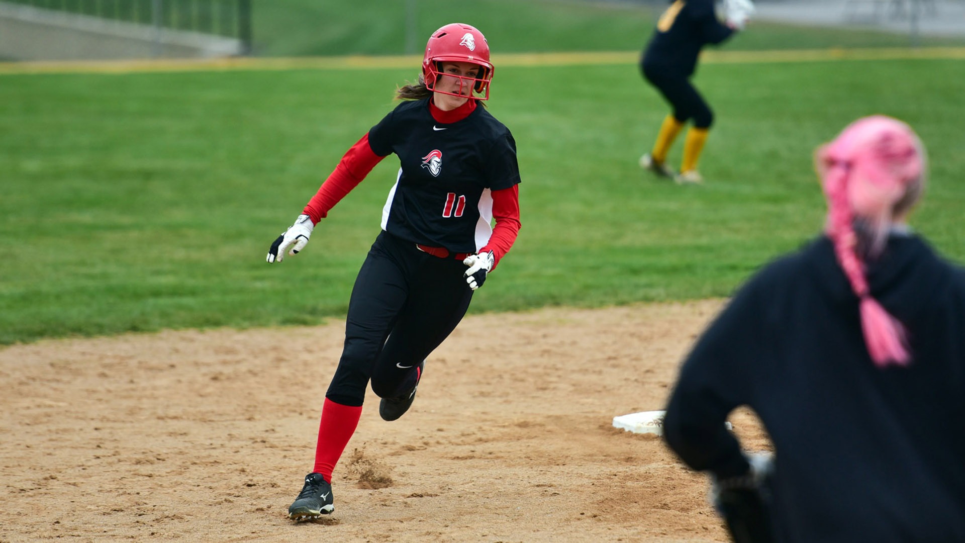 Bethany Completes Sweep of MLC Softball - Martin Luther College Athletics