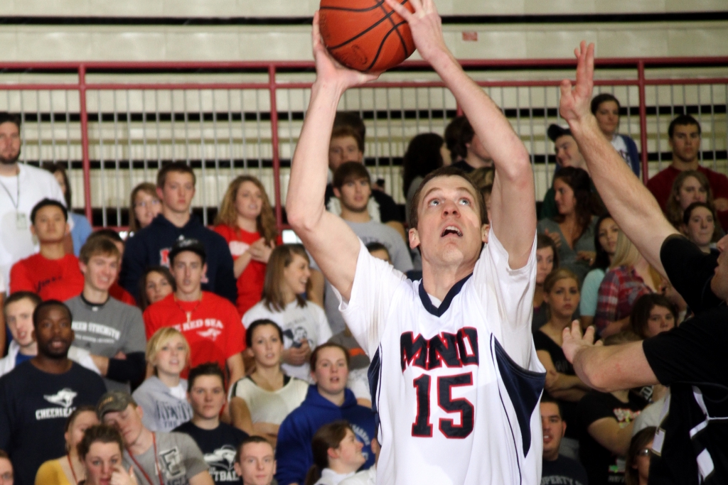 Ian Mathews - Basketball (M) - MidAmerica Nazarene