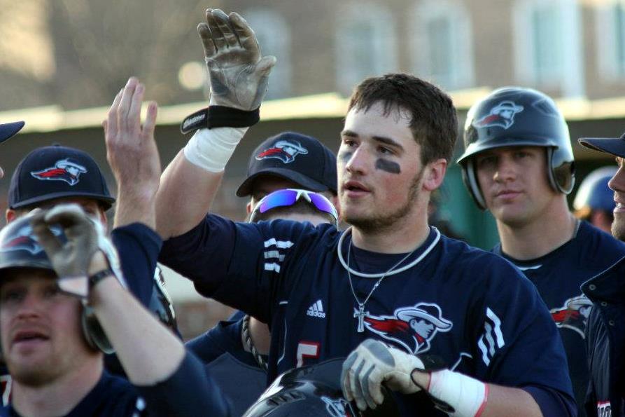 Kyle Segraves - Baseball - MidAmerica Nazarene