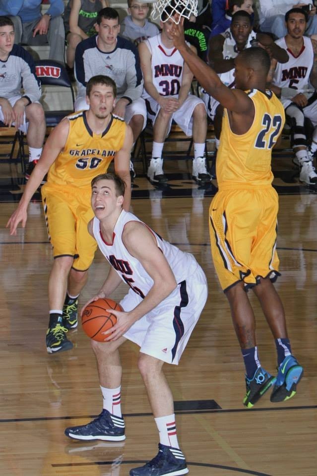 Tyler Hayes - Basketball (M) - MidAmerica Nazarene