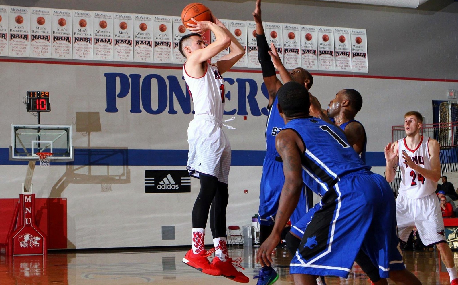 Jonas Page - Basketball (M) - MidAmerica Nazarene