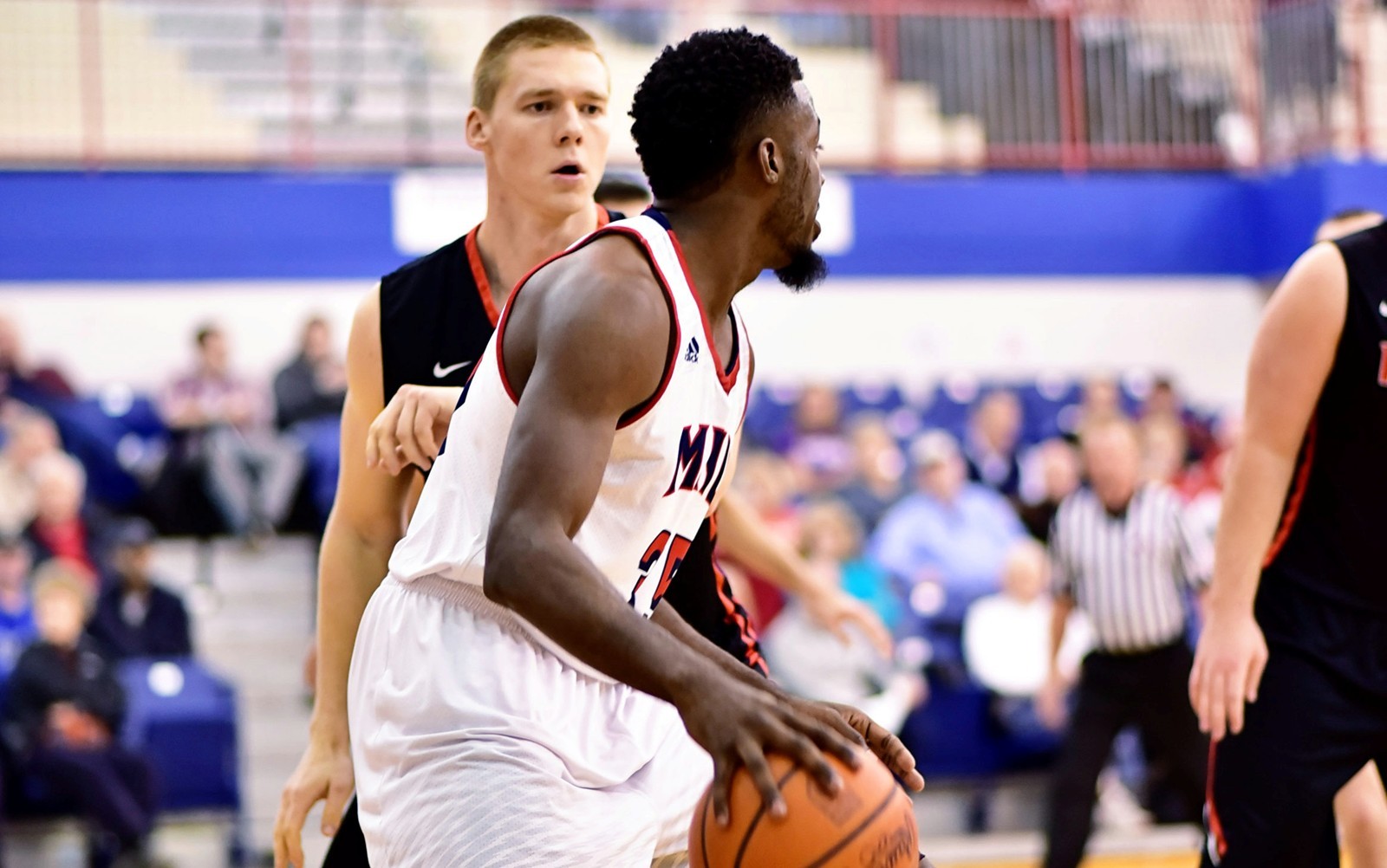 Marshawn Arnold - Basketball (M) - MidAmerica Nazarene