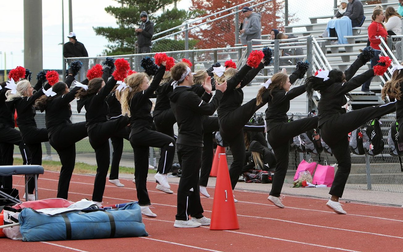 Elizabeth Perez - Cheerleading - MidAmerica Nazarene