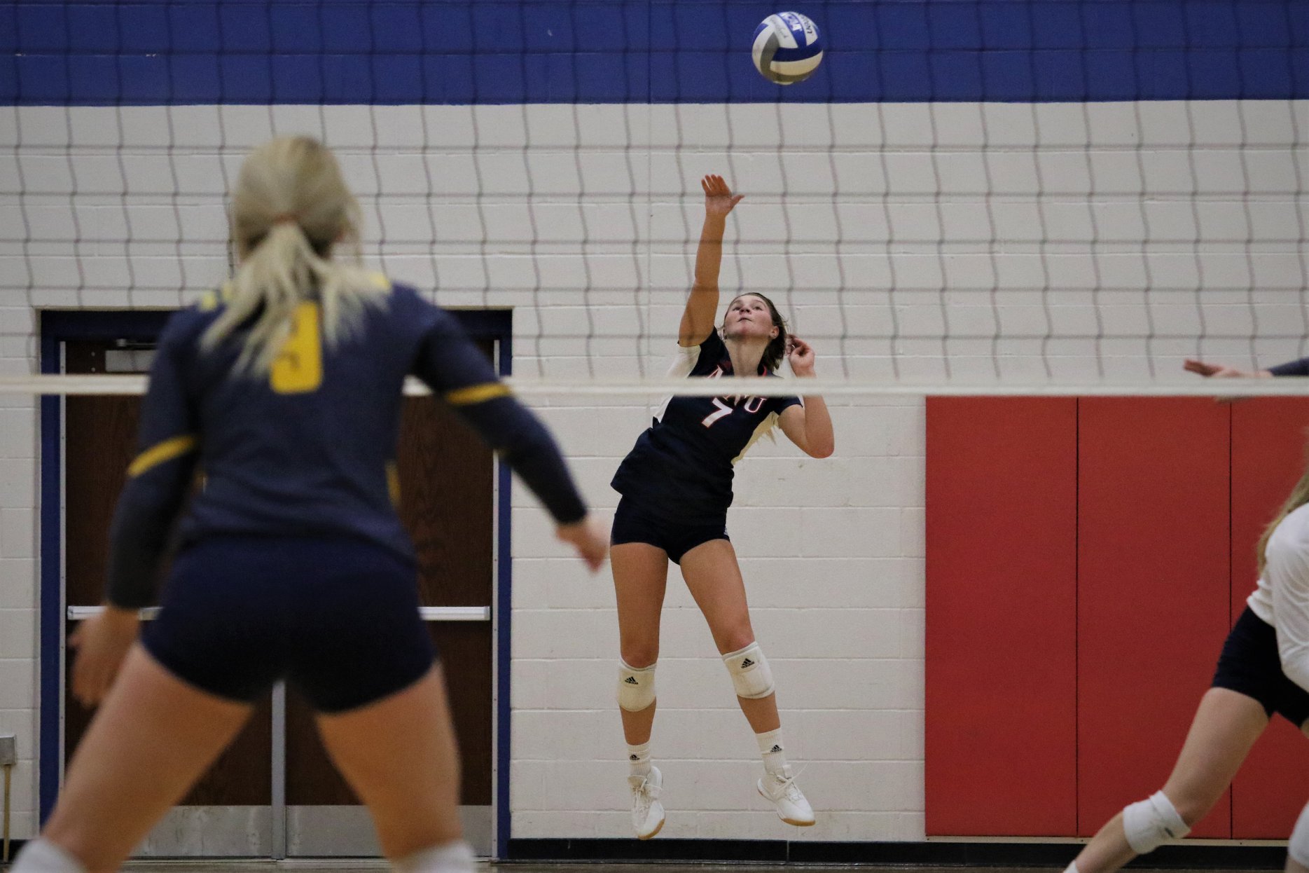 Kourtney Hansen - Volleyball - MidAmerica Nazarene