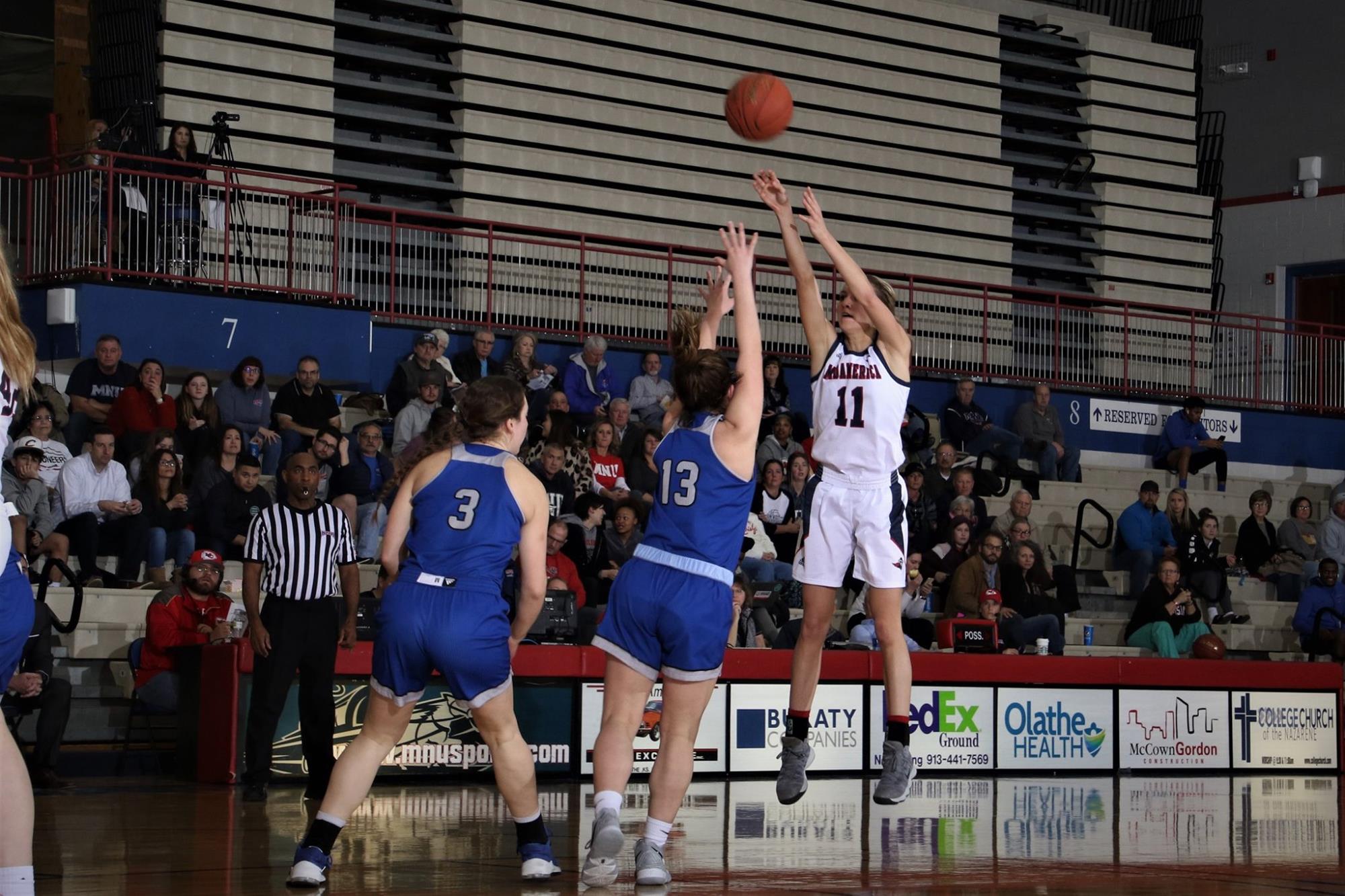 Whitney Clampitt - Basketball (W) - MidAmerica Nazarene