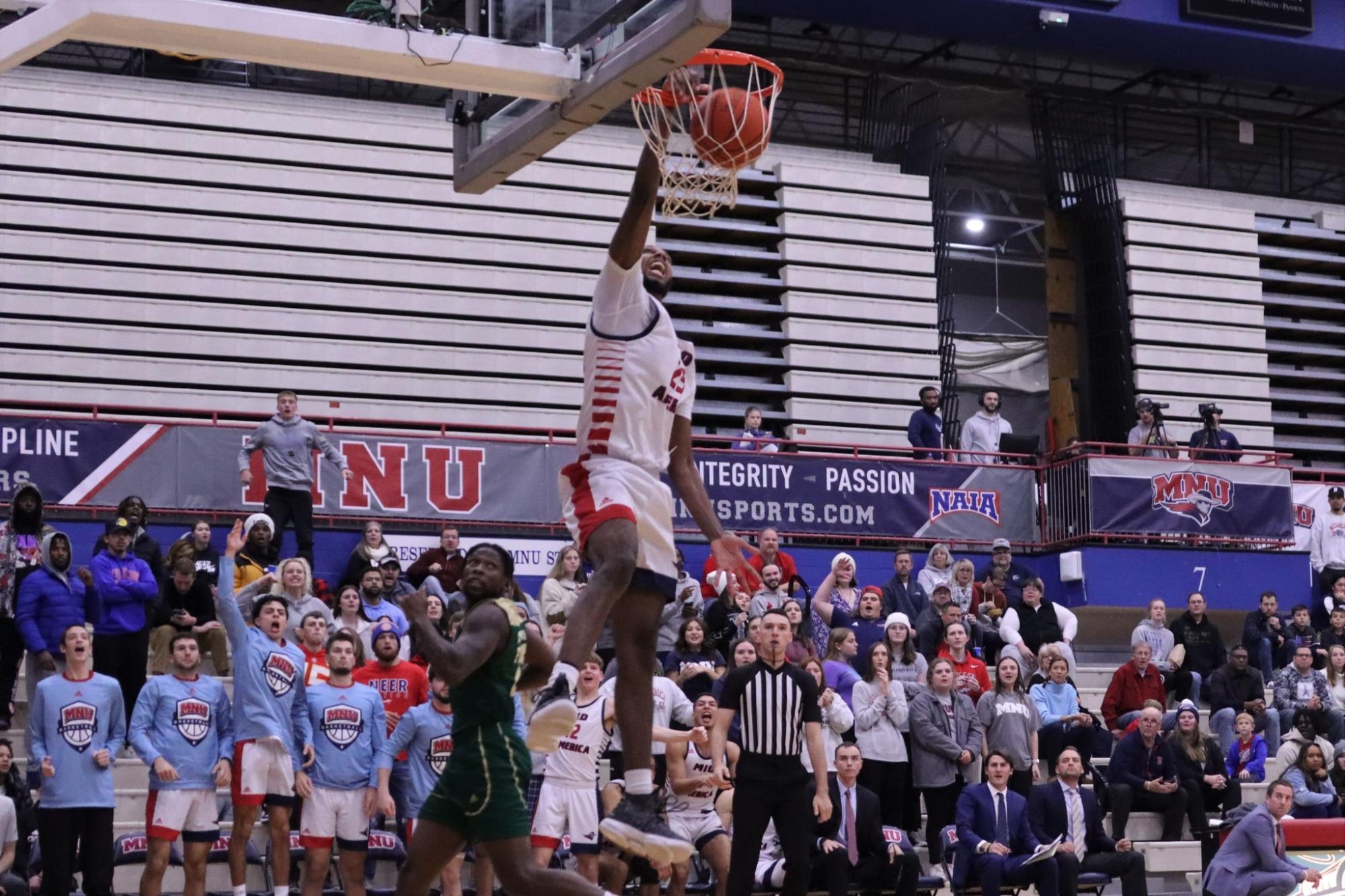 Anthony Brown - Basketball (M) - MidAmerica Nazarene