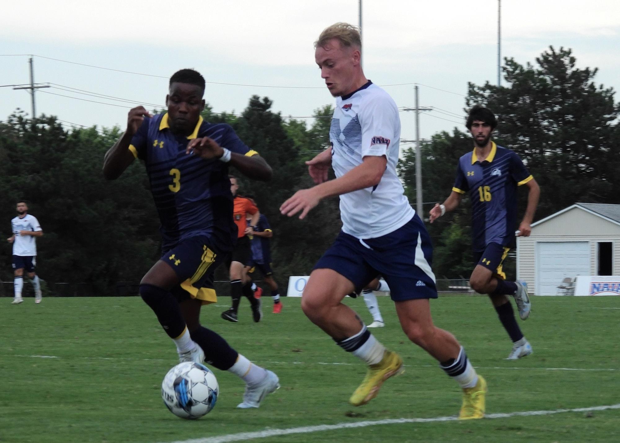 Pioneers Hold Off Mustangs - MidAmerica Nazarene