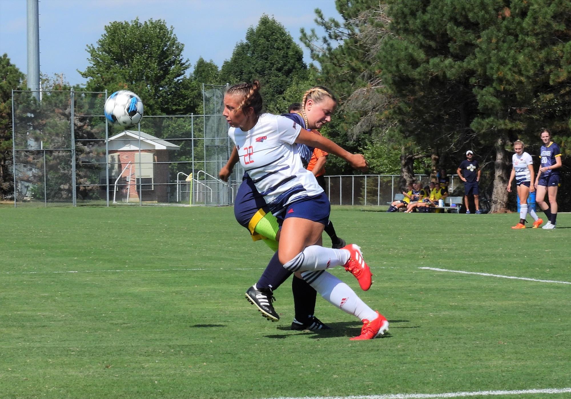 Pioneers Blow Out Mustangs - MidAmerica Nazarene