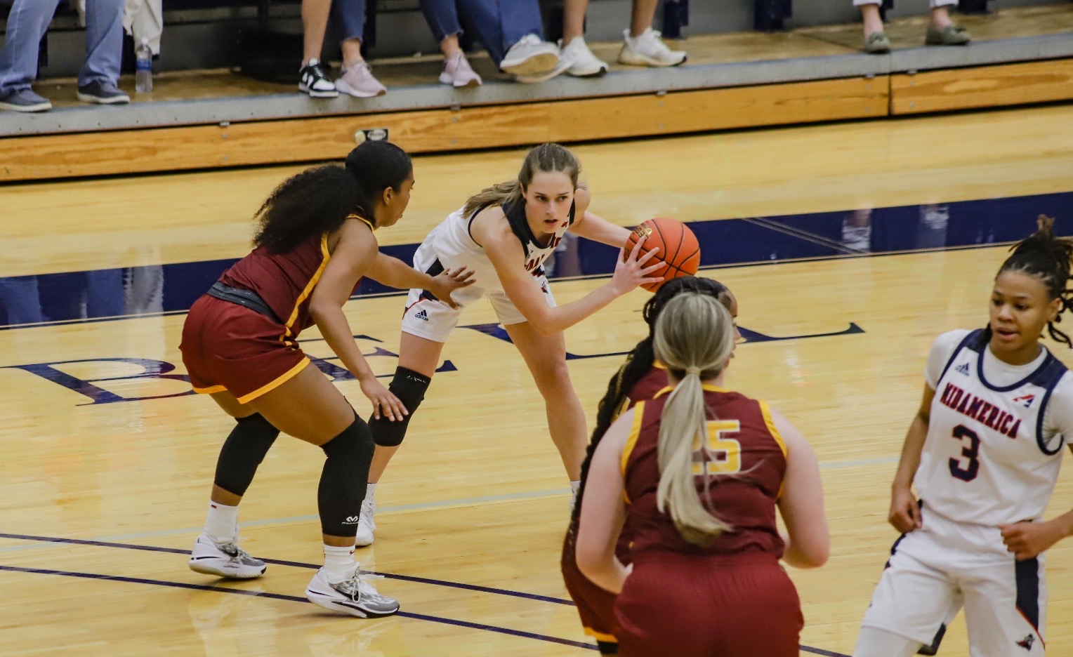 Lydia Ostenson - Basketball (W) - MidAmerica Nazarene