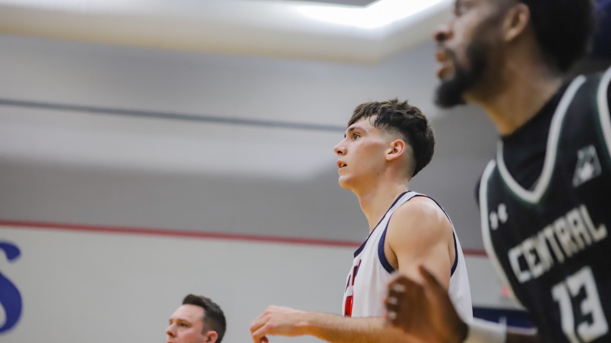 Gerard Bosch - Basketball (M) - MidAmerica Nazarene