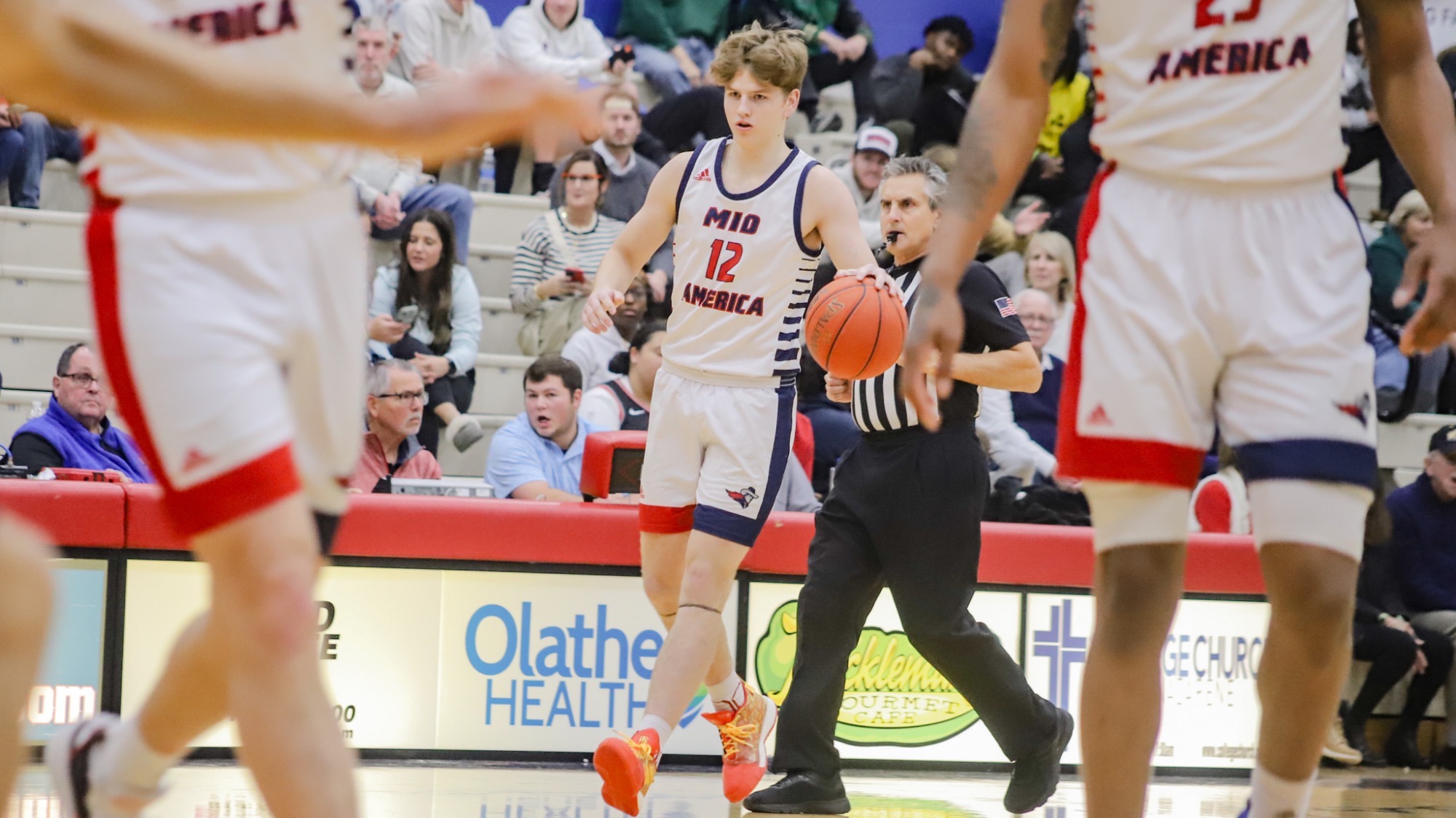 Brantyn Van Dyke - Basketball (M) - MidAmerica Nazarene