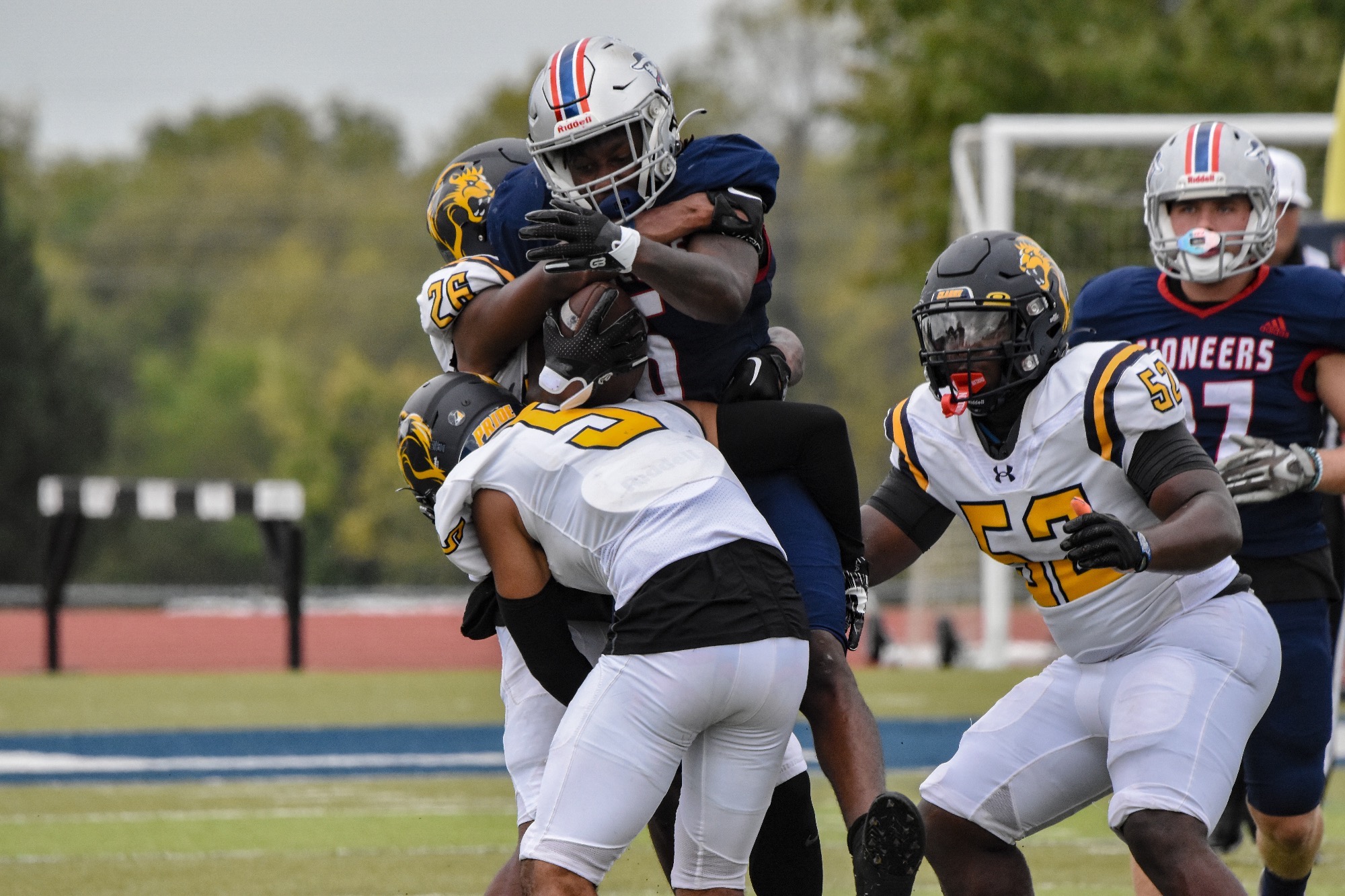 Arlandes Mitchell - Football - MidAmerica Nazarene