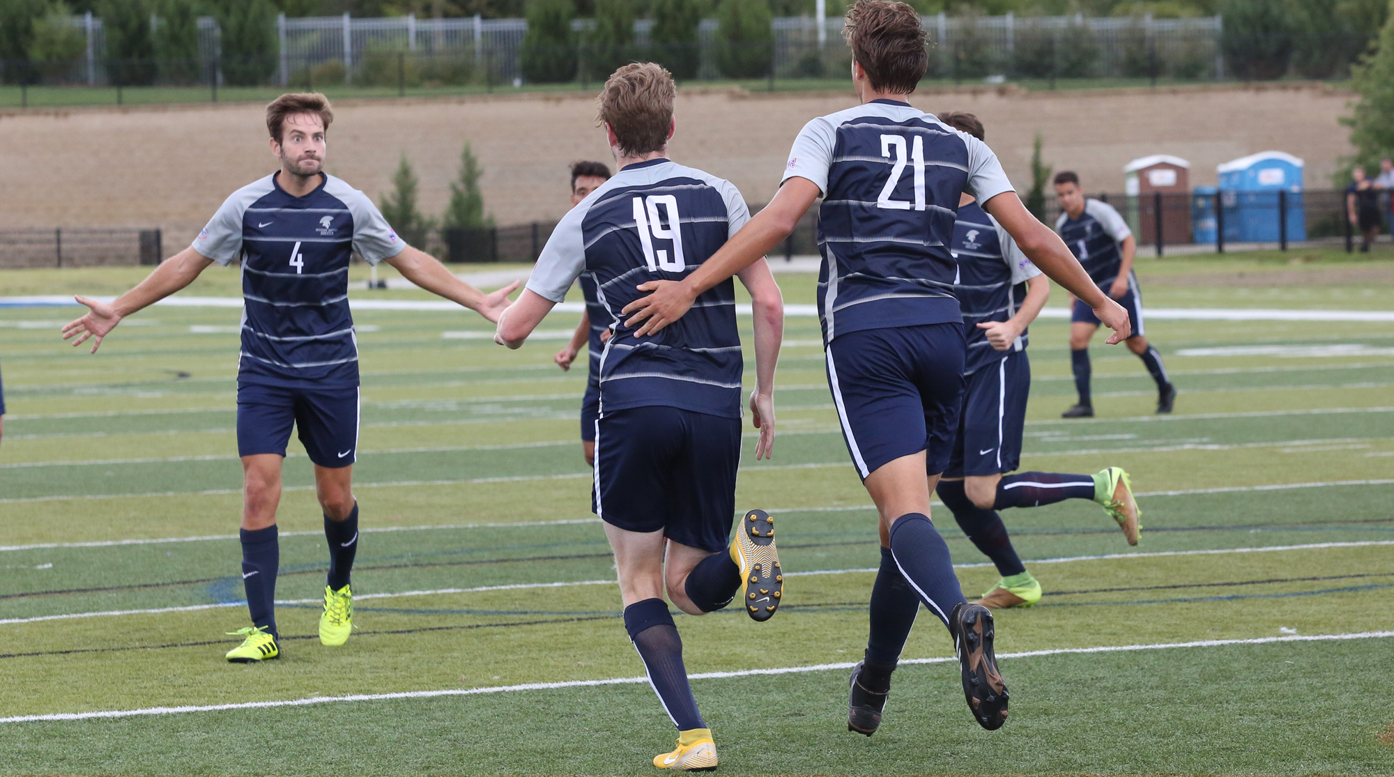MEN’S SOCCER SLIDES BY HANNIBAL-LAGRANGE - MBU Athletics