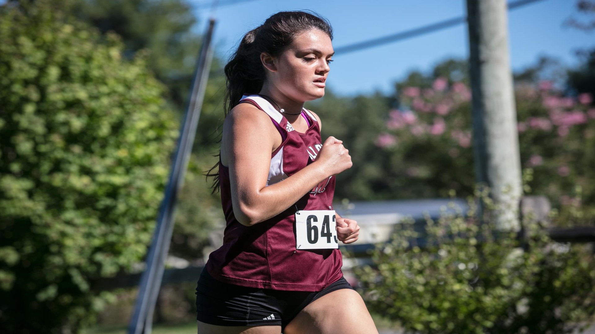 Maria Molnar - Women's Cross Country - Molloy University Athletics