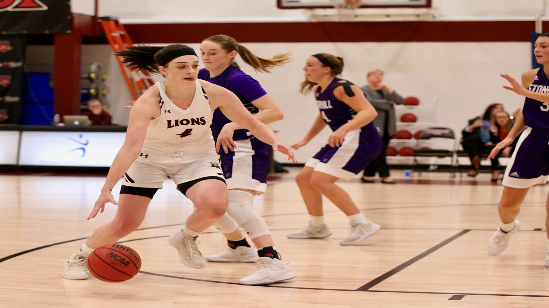 Jenna Silletti - Women's Basketball - Molloy University Athletics