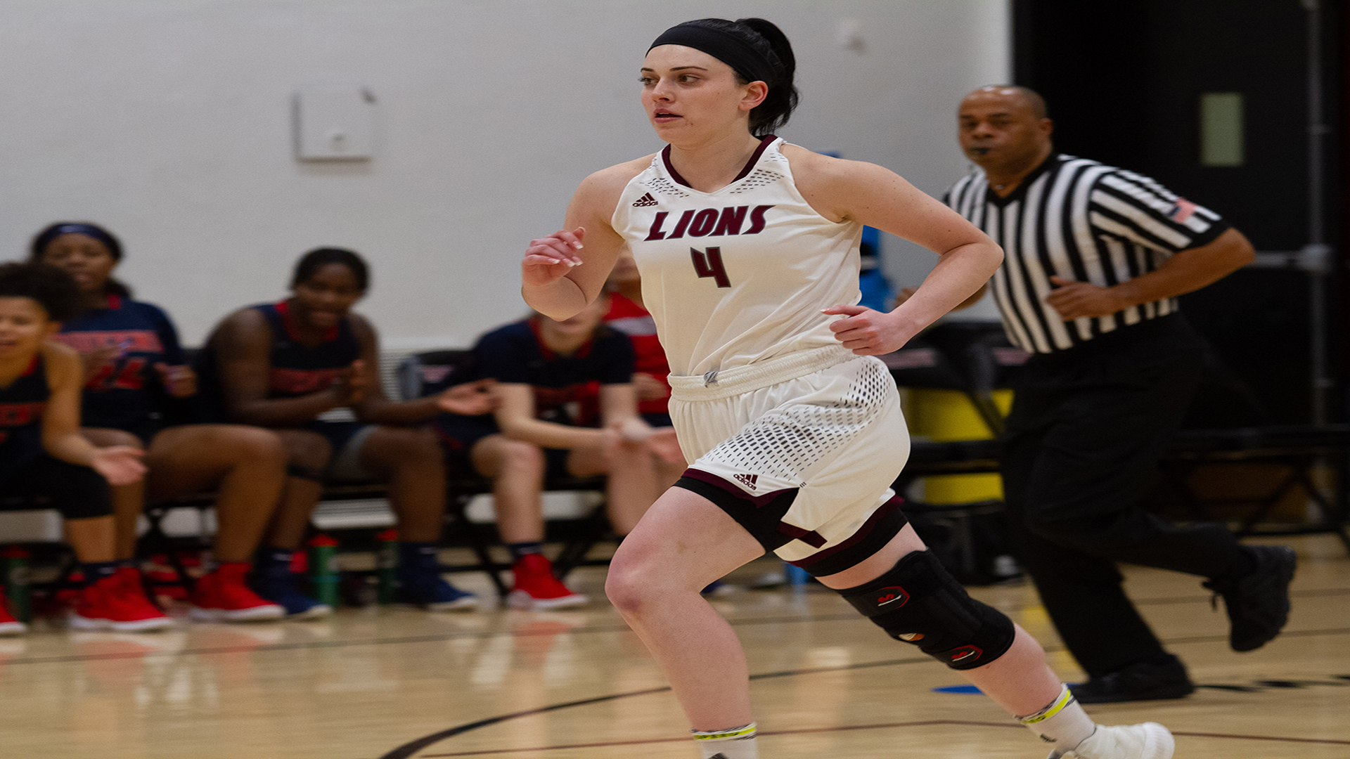 Jenna Silletti - Women's Basketball - Molloy University Athletics