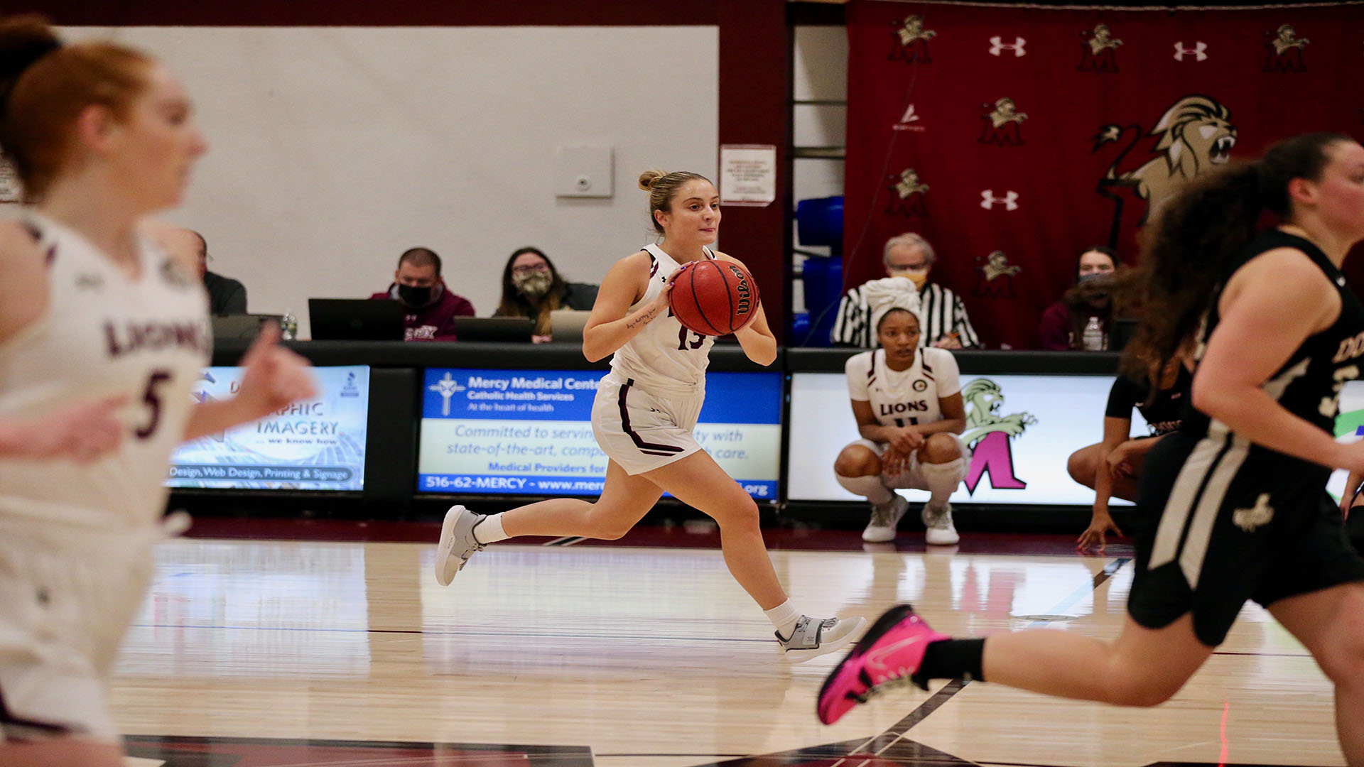 Cameron Corbett - Women's Basketball - Molloy University Athletics
