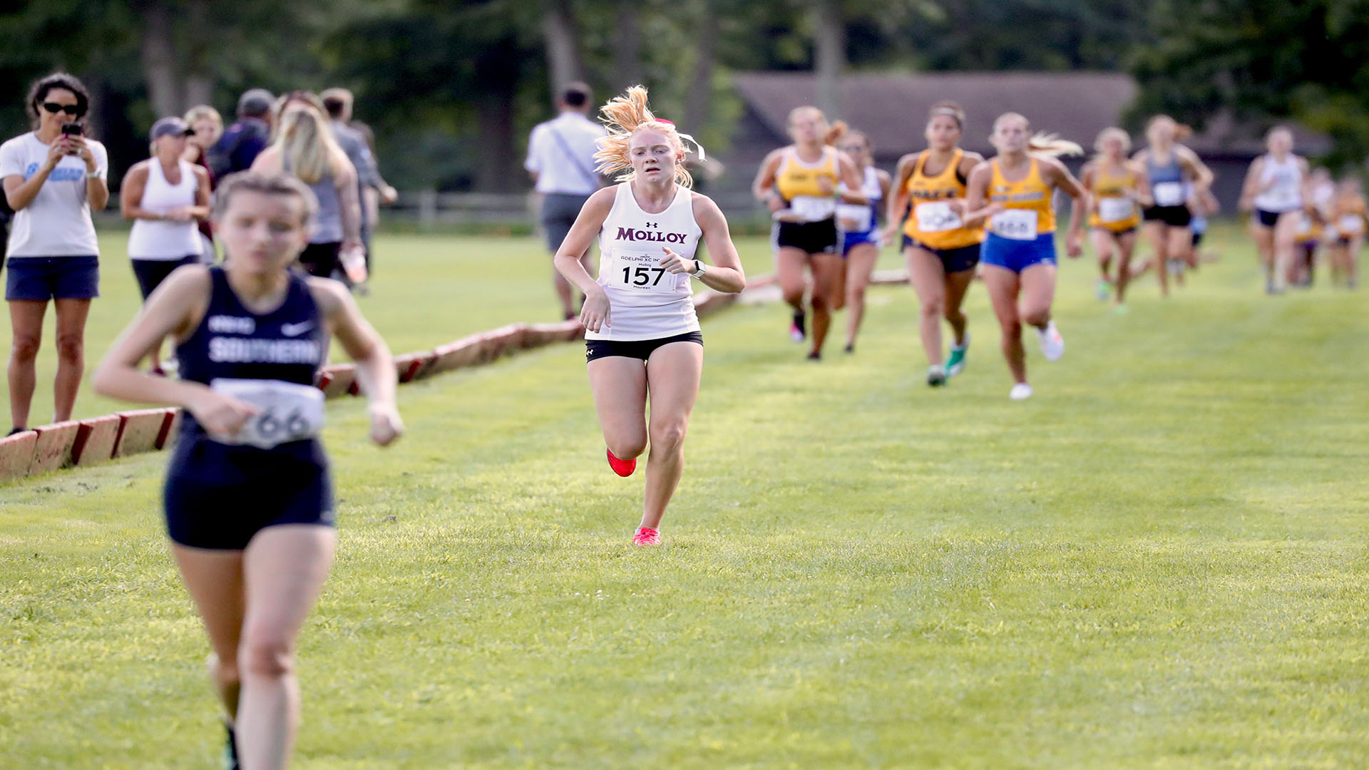 Maureen O'Callaghan - Women's Cross Country - Molloy University Athletics